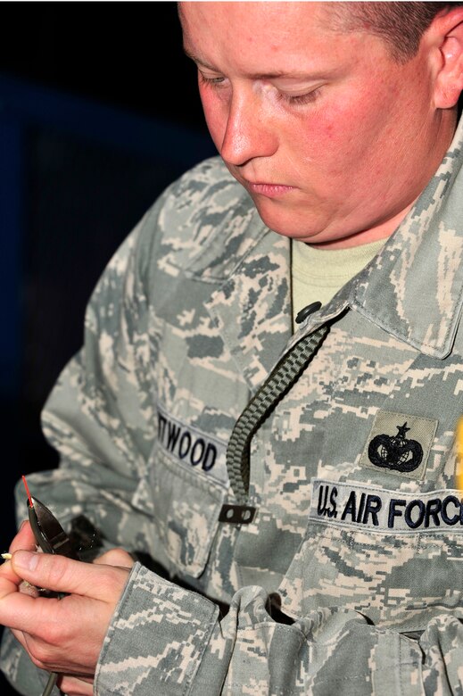 System provides 24/7 perimeter security > U.S. Air Force > Display