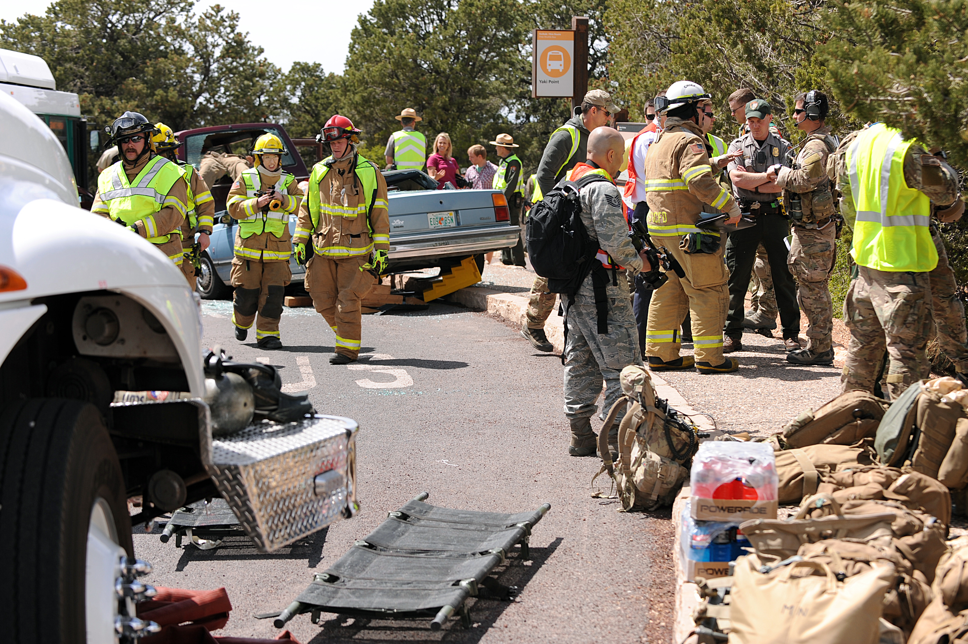 Photos: Angel Thunder 2013 - High-Angle Rescue Training > Davis-Monthan ...