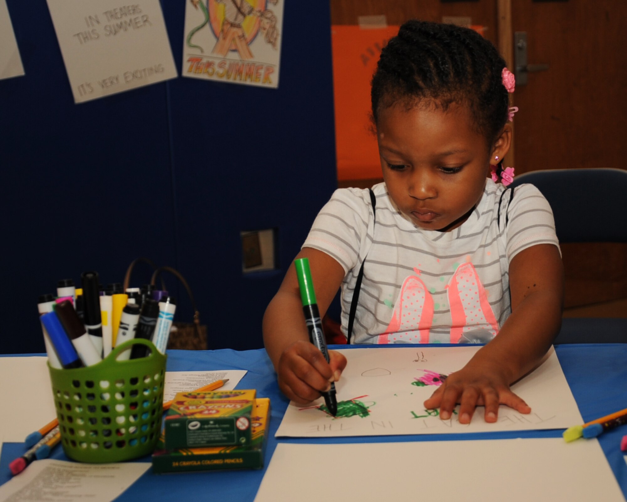 Youth Center hosts Books on Bases event > Barksdale Air Force Base > News