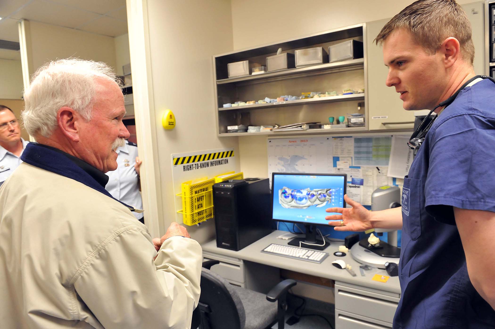 Col Wolfenbarger (Ret) visits Robins