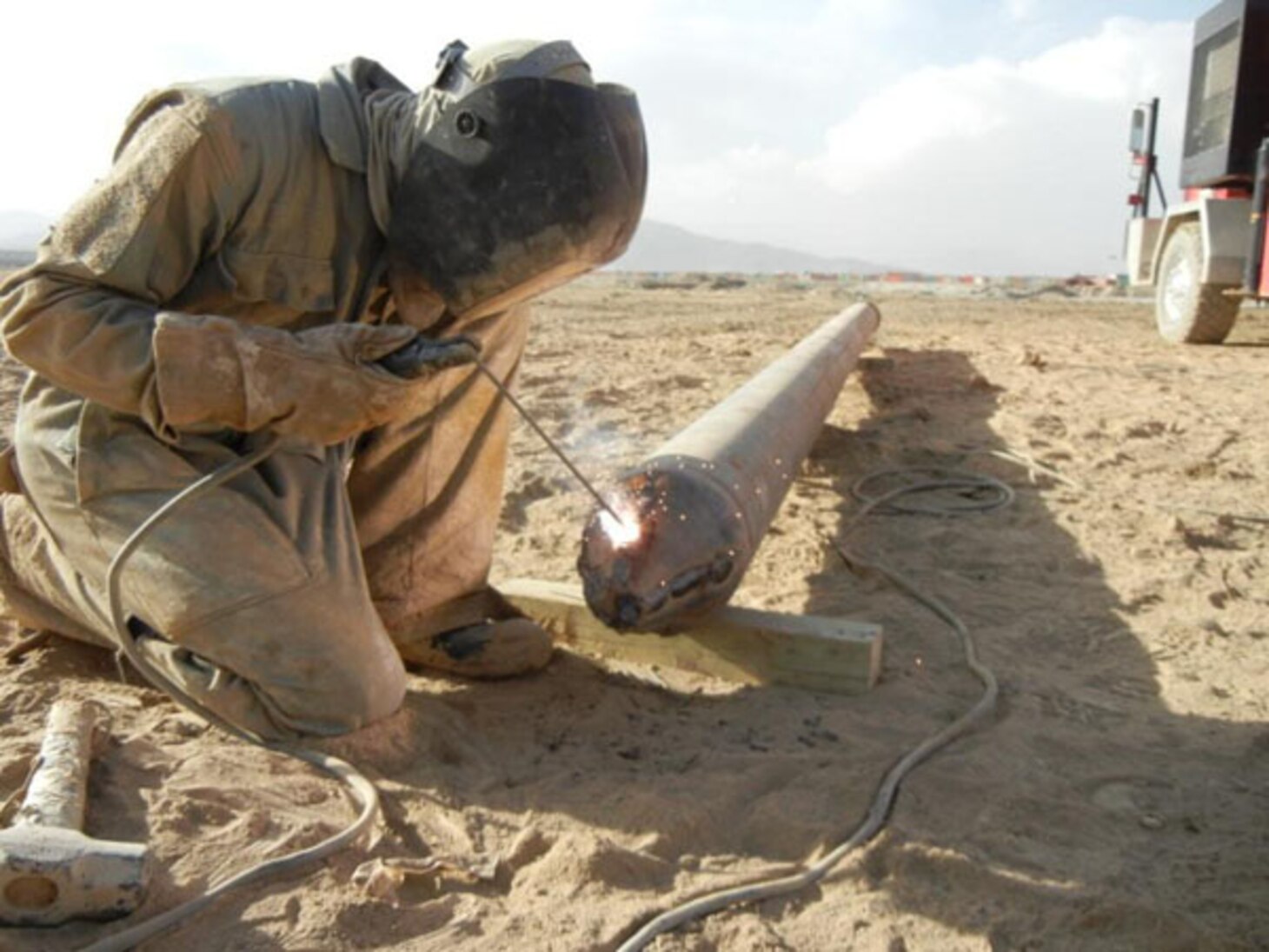 Water Well Teams Improve Bases, Save Millions > Seabee Magazine > History