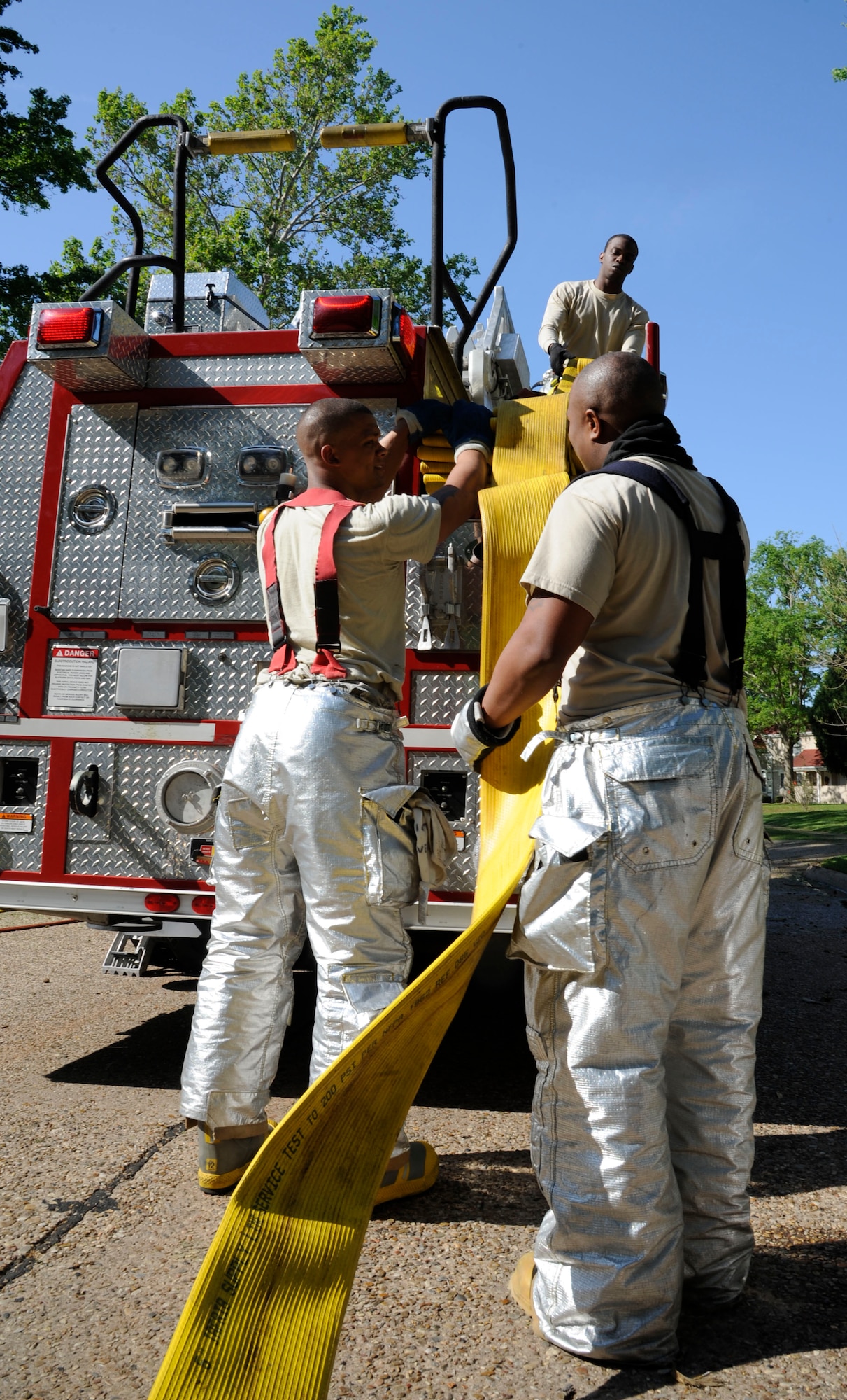 Total force training sharpens firefighters’ skills > Barksdale Air ...