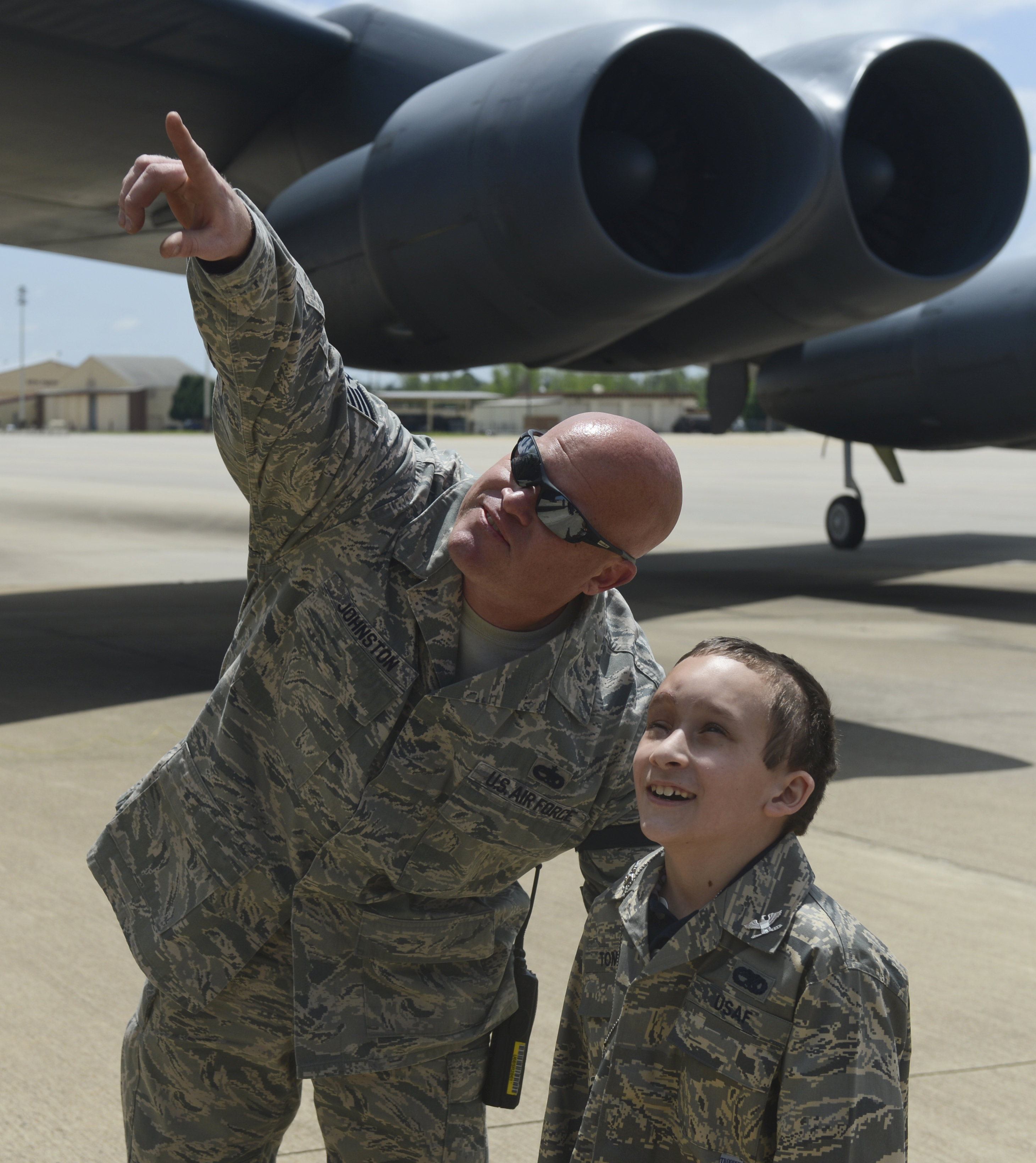 Child becomes B-52 honorary crew chief > Barksdale Air Force Base > News Child becomes B-52 honorary crew chief > Barksdale Air Force Base > News