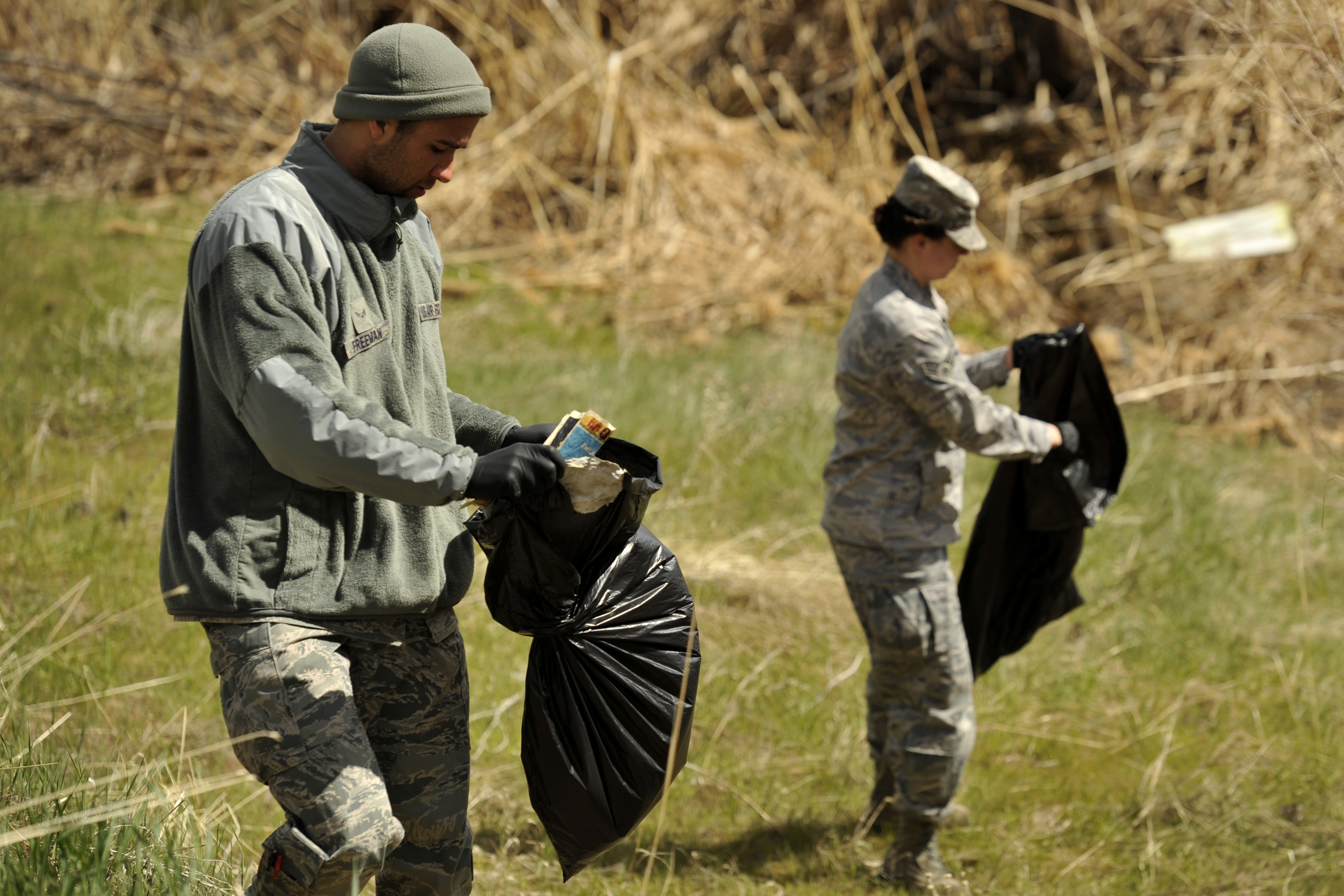 Earth Day inspires Hill Airmen to help clean up > Hill Air Force Base ...