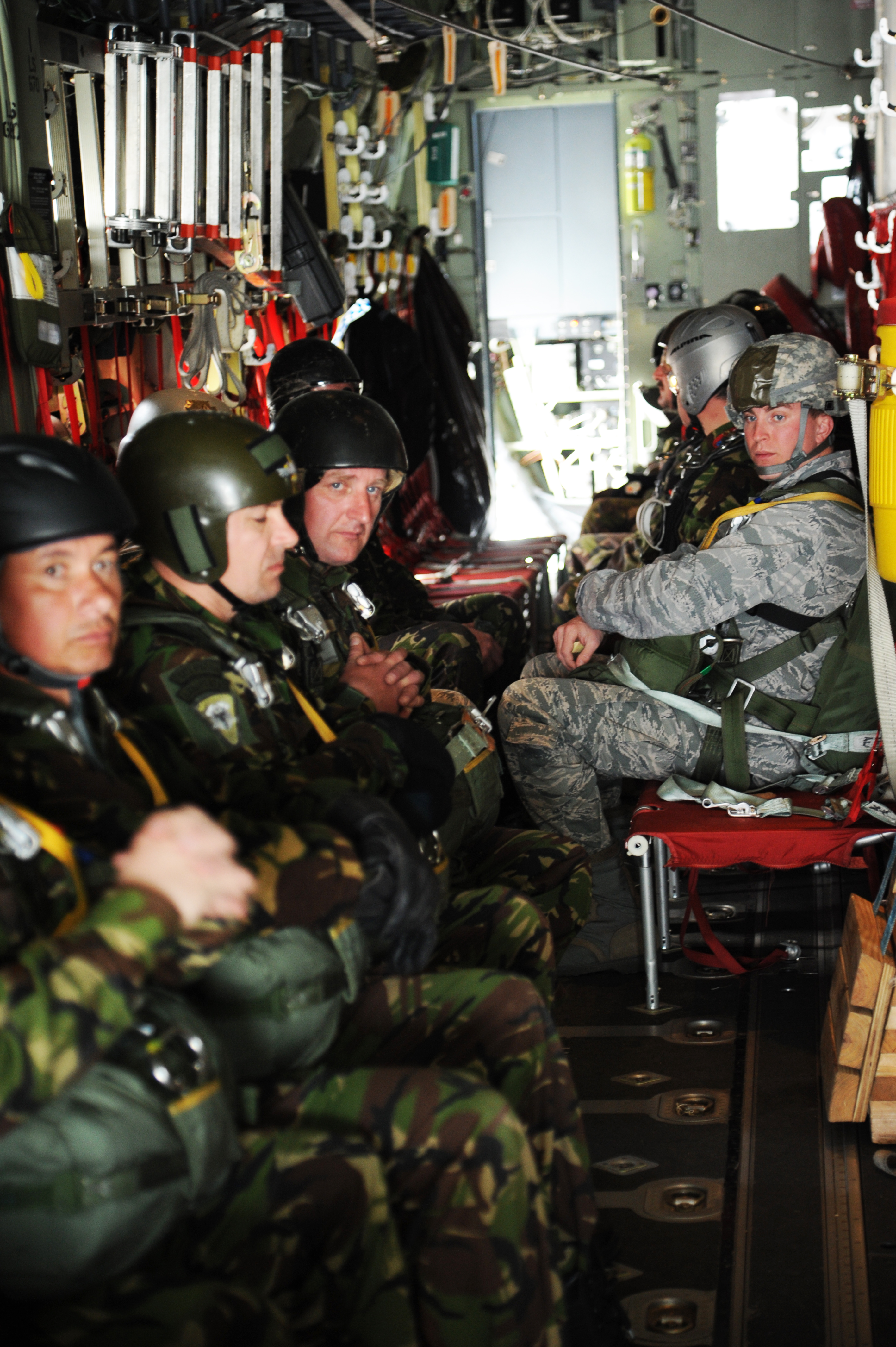 Ramstein Airmen train with Romanian counterparts > Air Force > Article ...