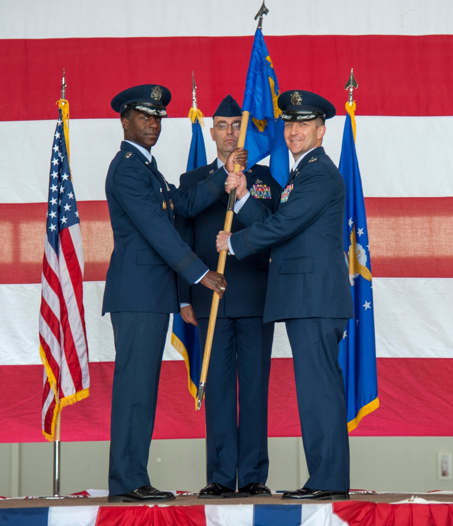 Laughlin welcomes new wing commander > Laughlin Air Force Base > Display