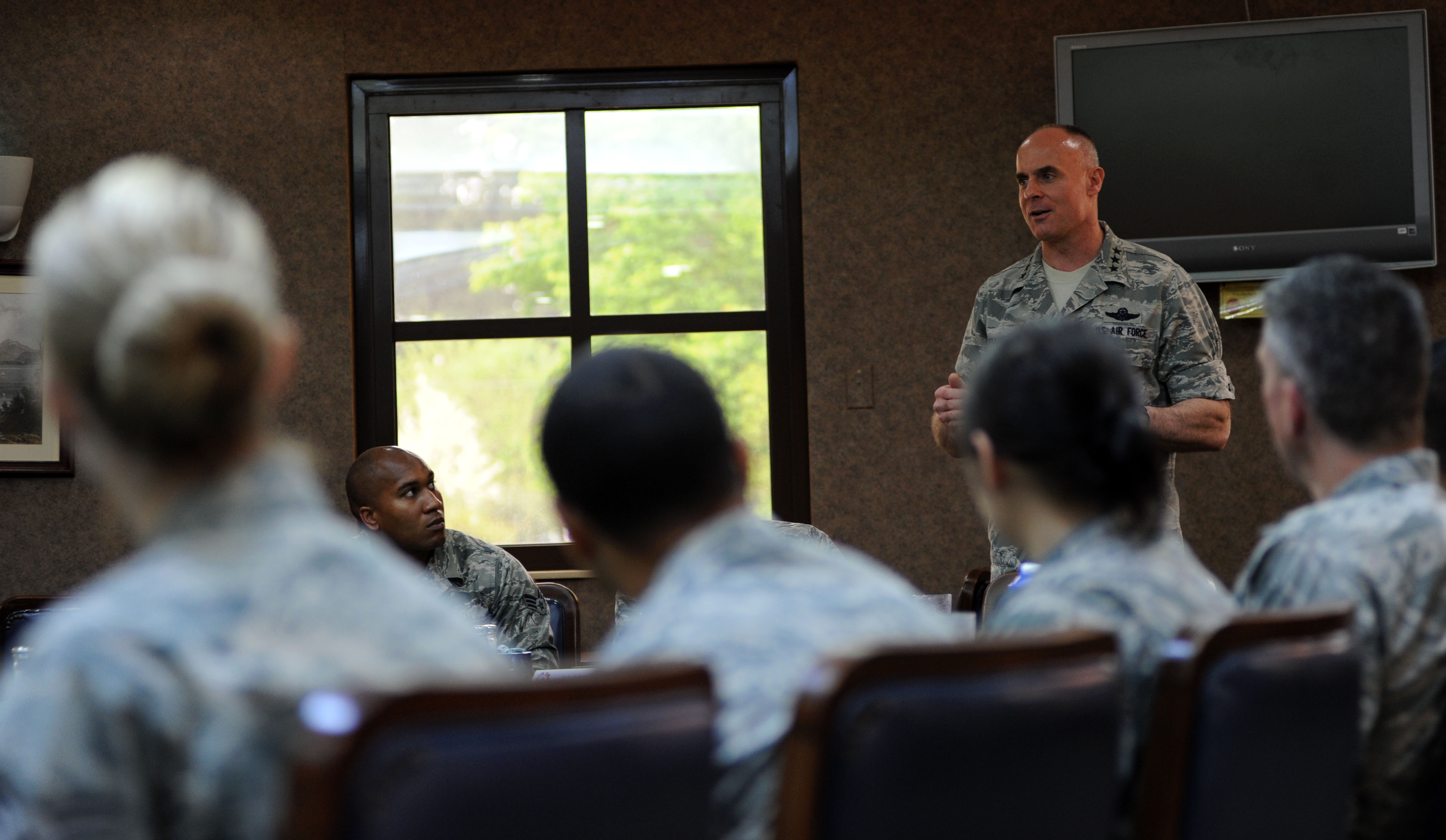3rd Air Force commander visits Incirlik > U.S. Air Forces in Europe ...