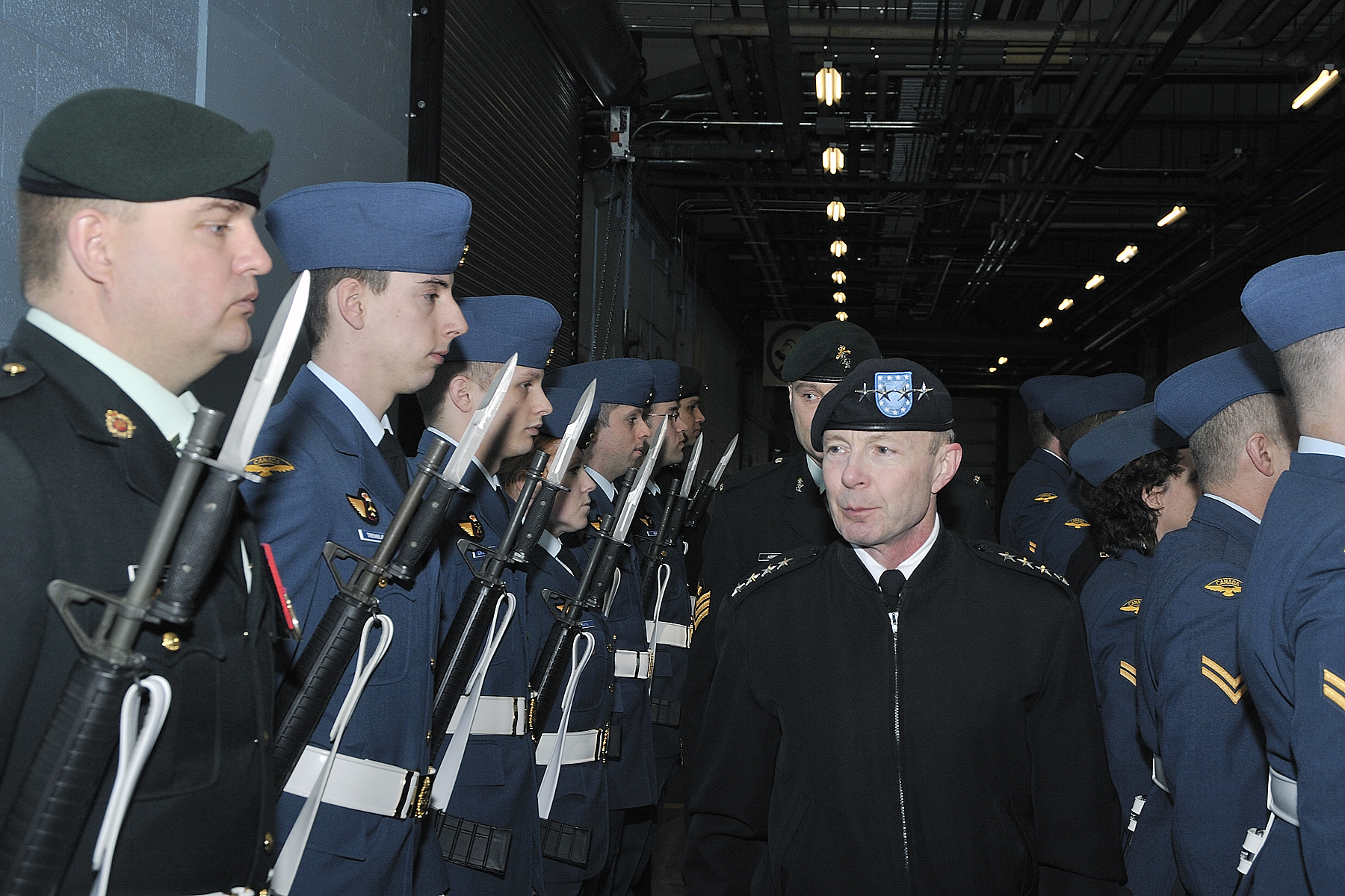 Gen Charles Jacoby's visit to 1 Cdn Air Div