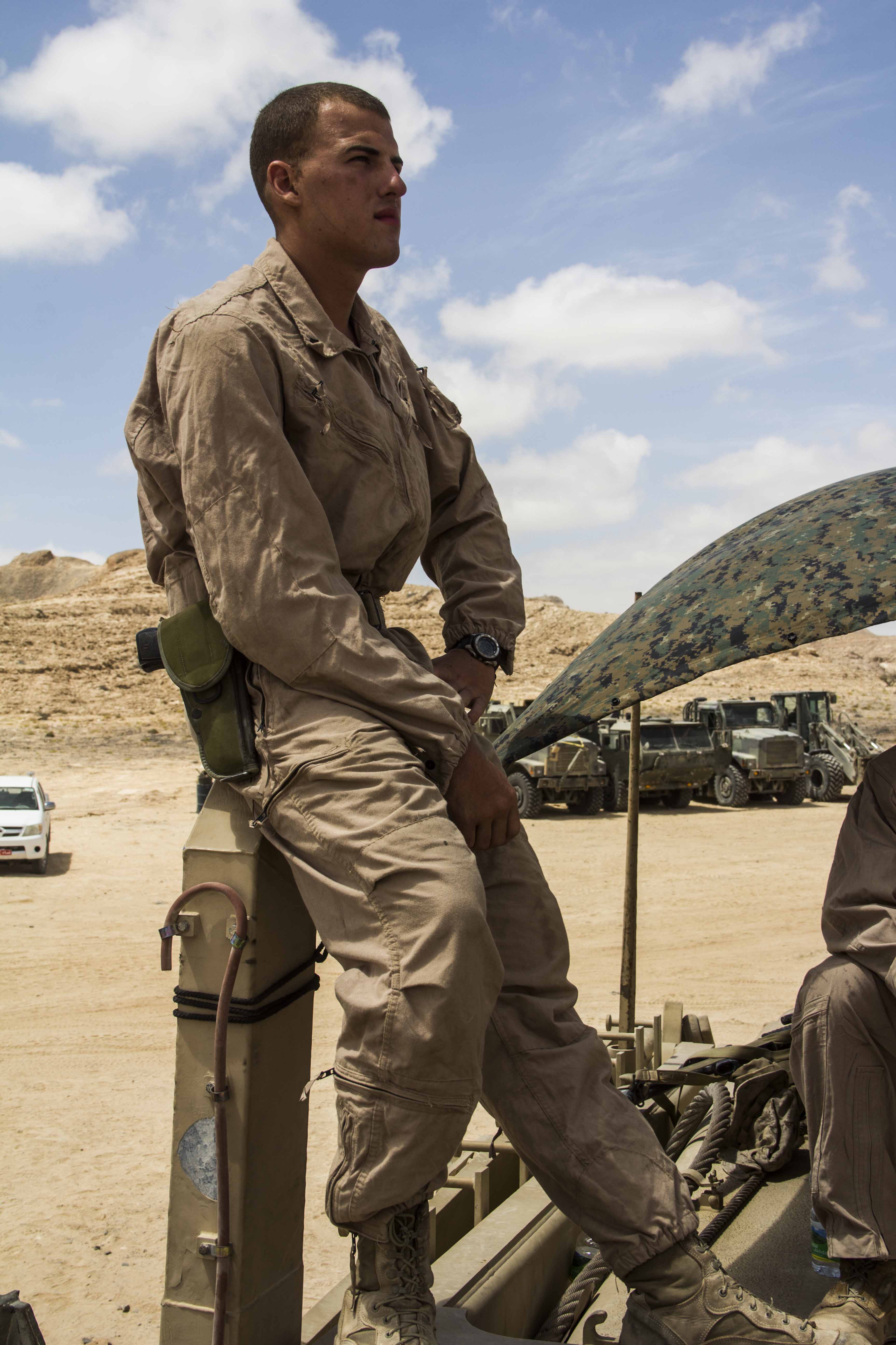 Keeping the Wheels Turning; CLB-26,BLT 3/2 work together to maintain ...