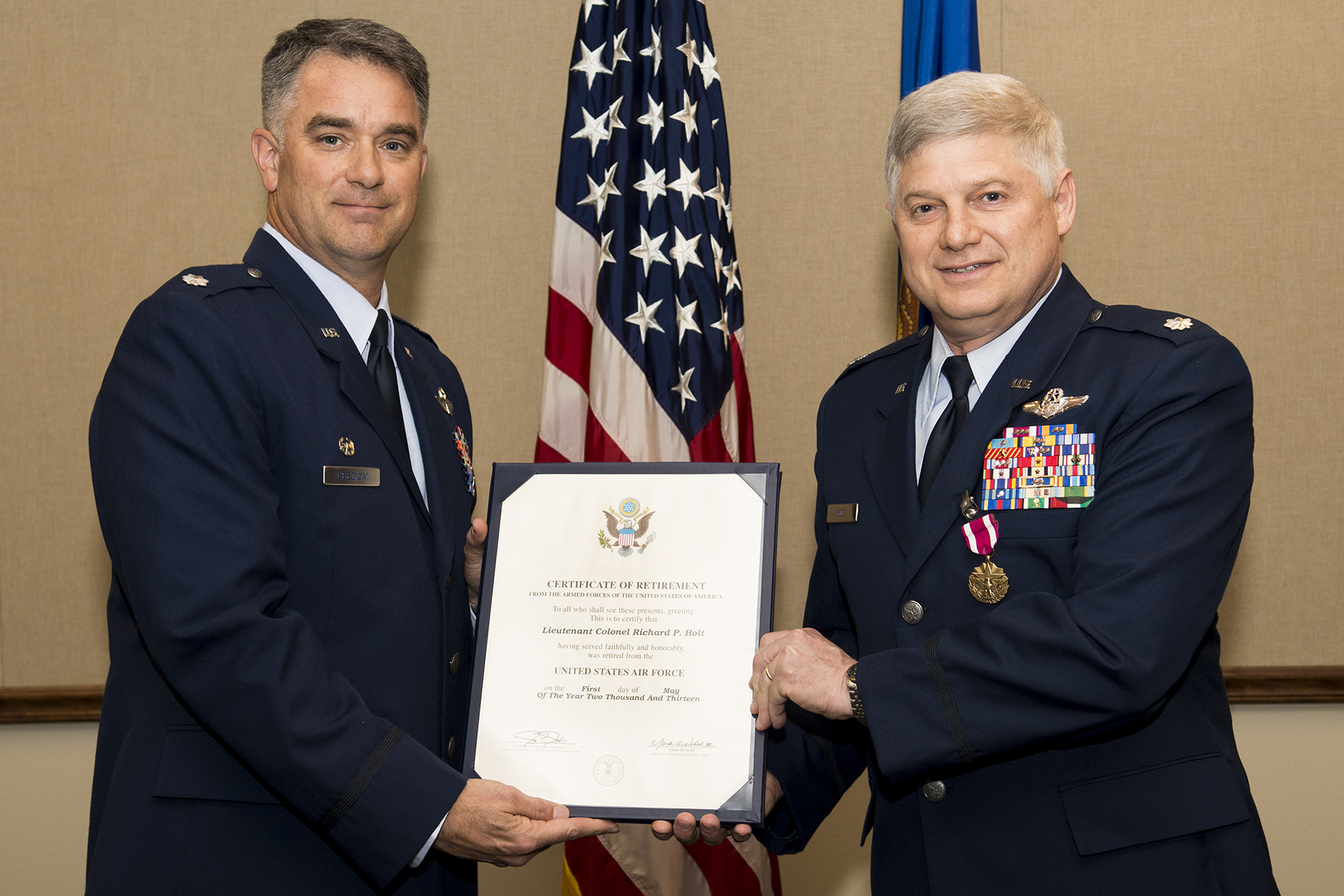 Lt. Col. Rick Holt retires > 307th Bomb Wing > Article Display
