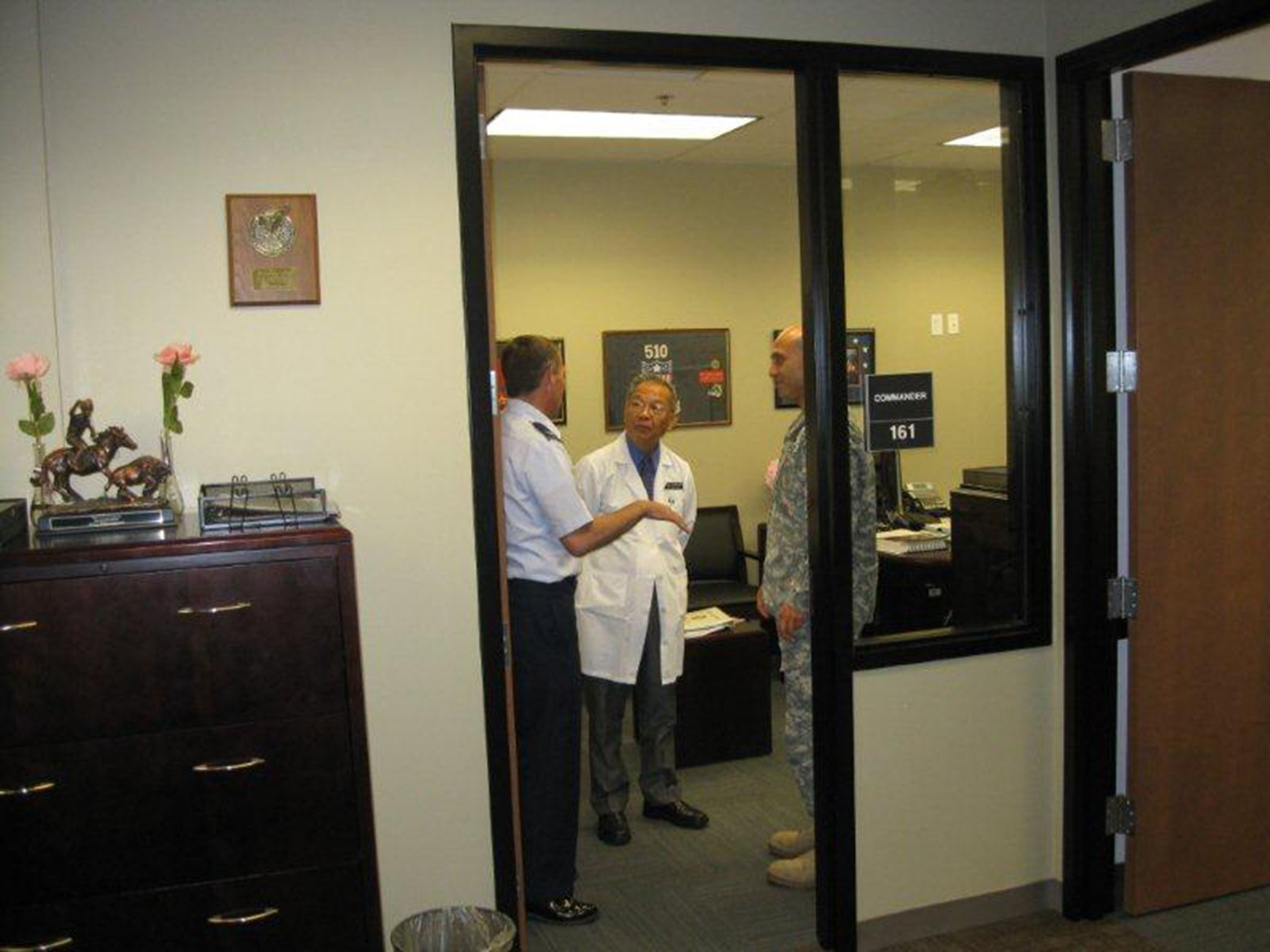 349th AMW commander visits Military Entrance Processing Station > 349th ...