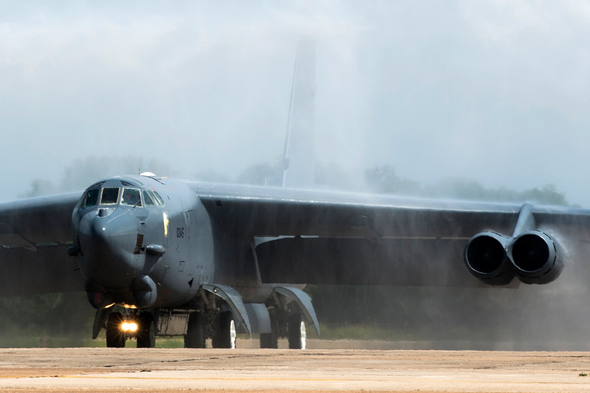 Col. Daniel Crawford flies his last B-52 sortie > 307th Bomb Wing ...