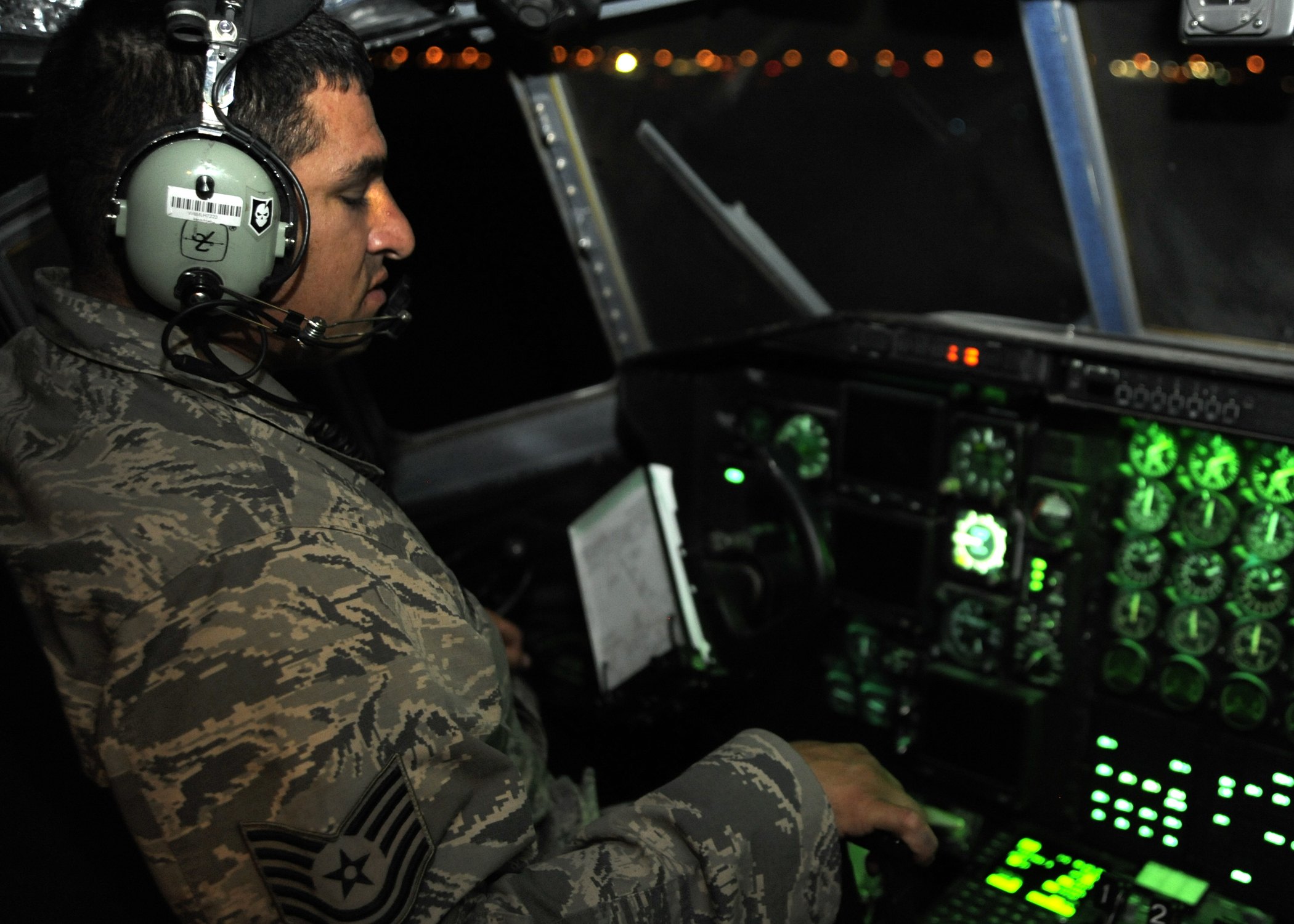 Herc maintainers enable combat cargo > U.S. Air Forces Central > News