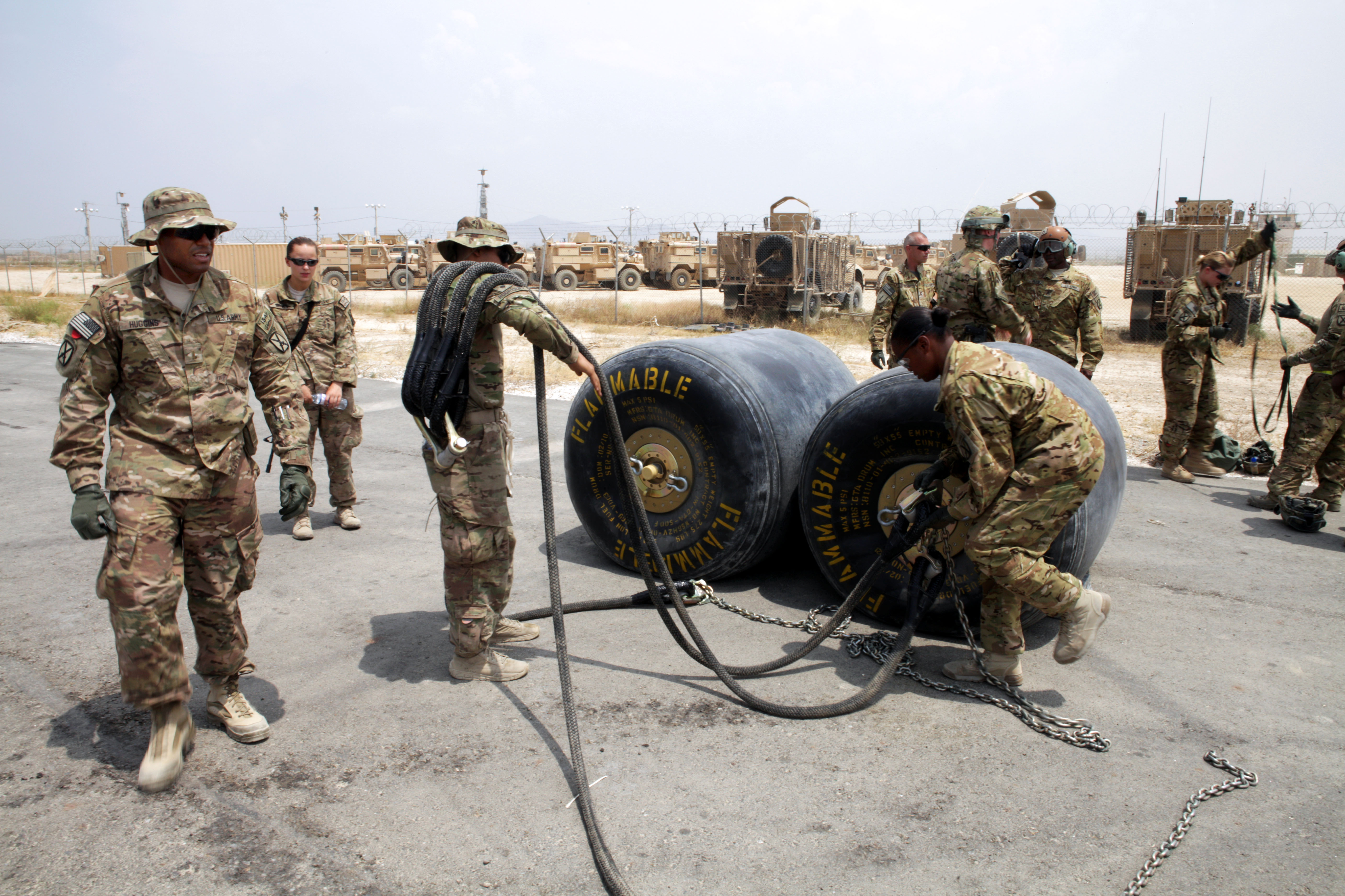 U S Soldiers Prepare Two 500 Gallon Fuel Blivets For Slingload