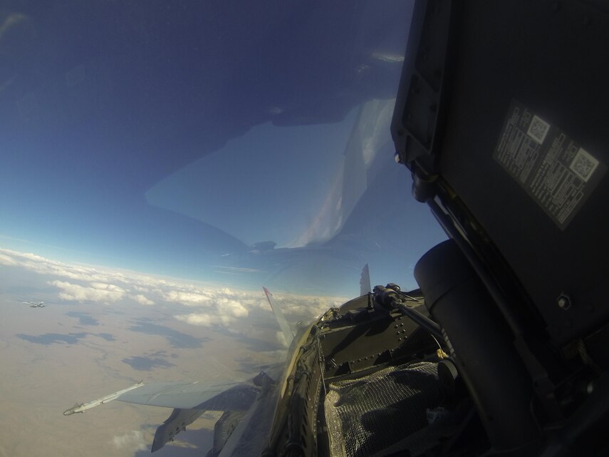 Red Devils prove combat readiness with rapid embarkation training ...