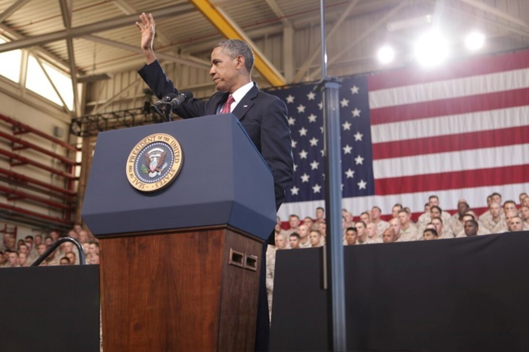 President visits Marines, families on Camp Pendleton