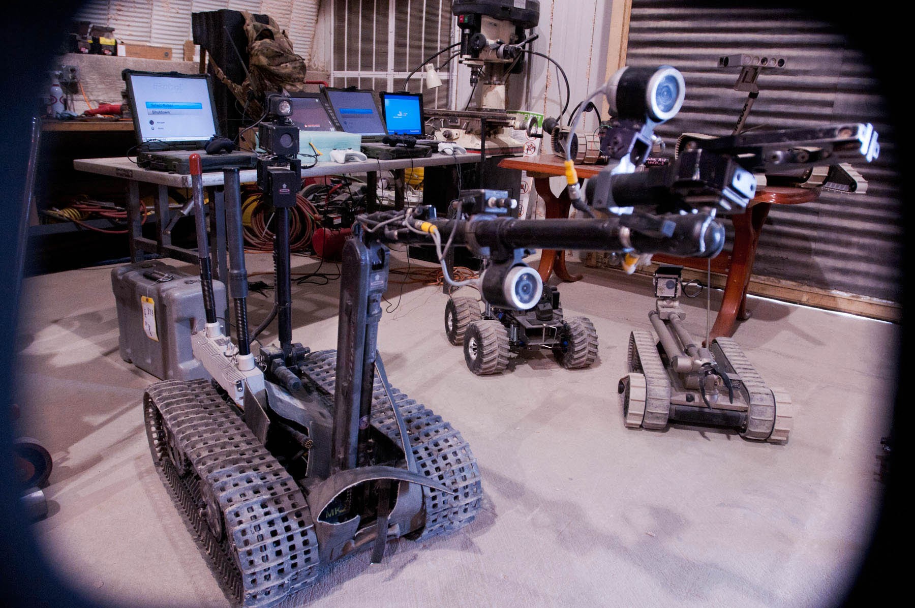 North Carolina National Guard members learn nuts and bolts of robots in ...