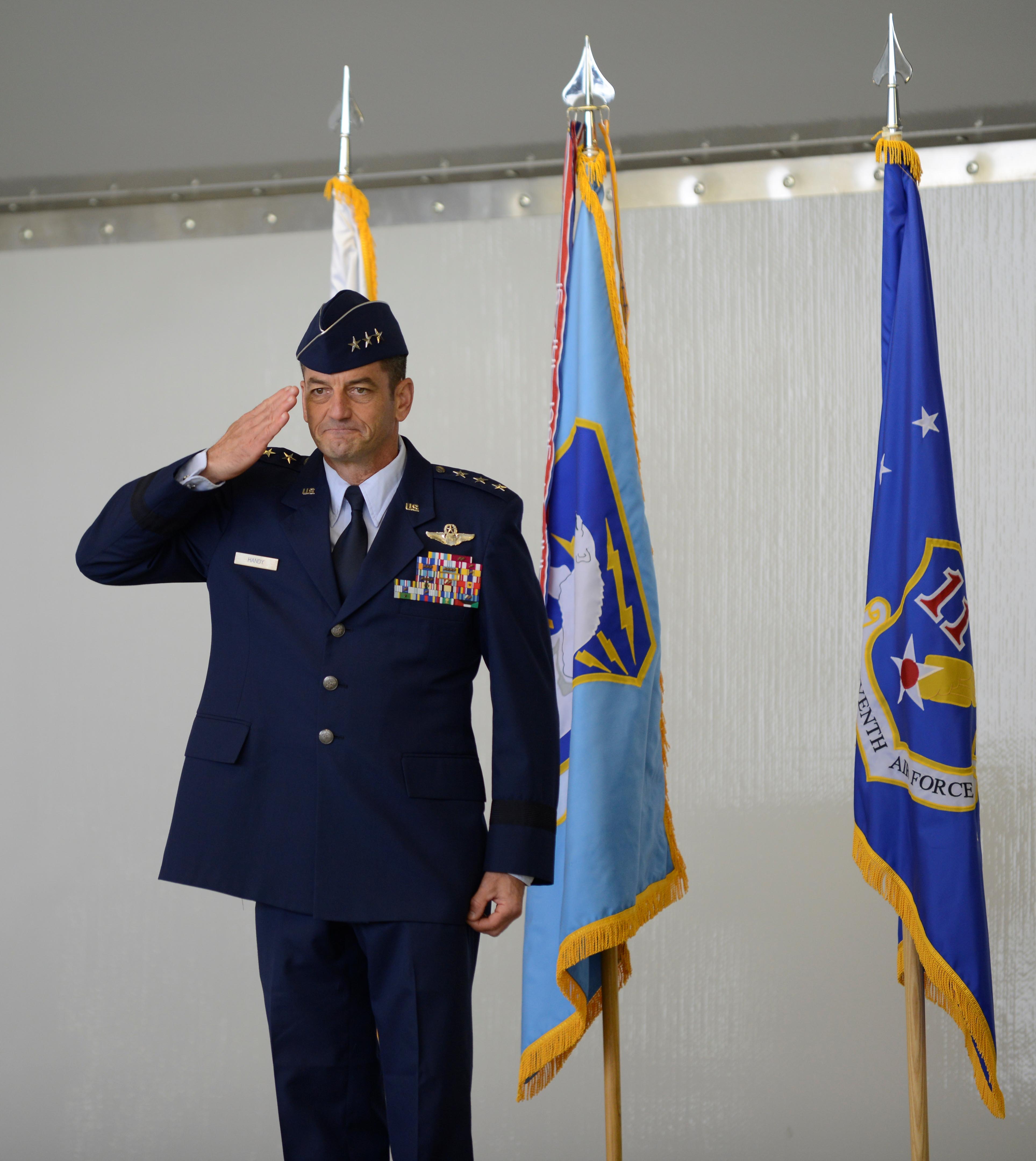 Alaska Command welcomes new boss: Lt. Gen. Handy > Pacific Air Forces ...