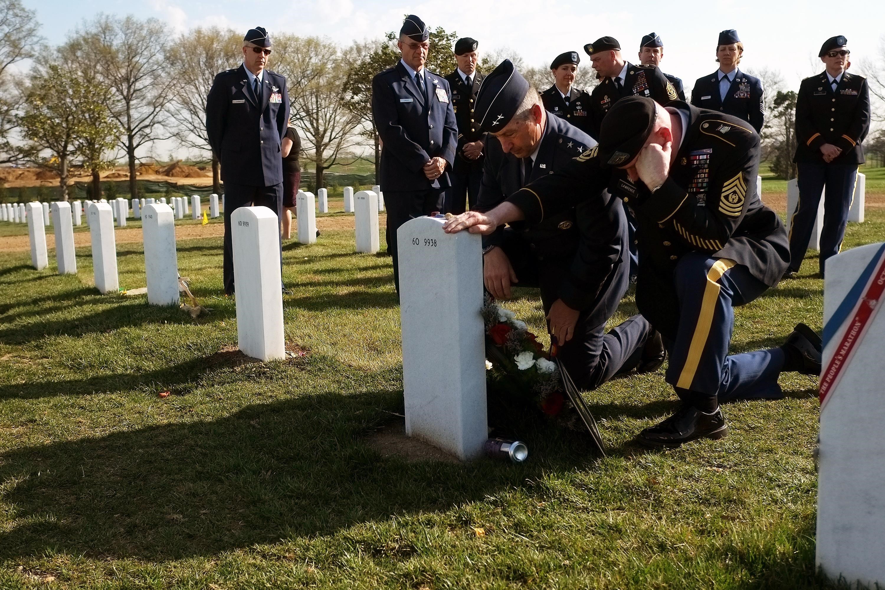 Colorado Guard leaders remember fallen helicopter crew in ceremony at ...