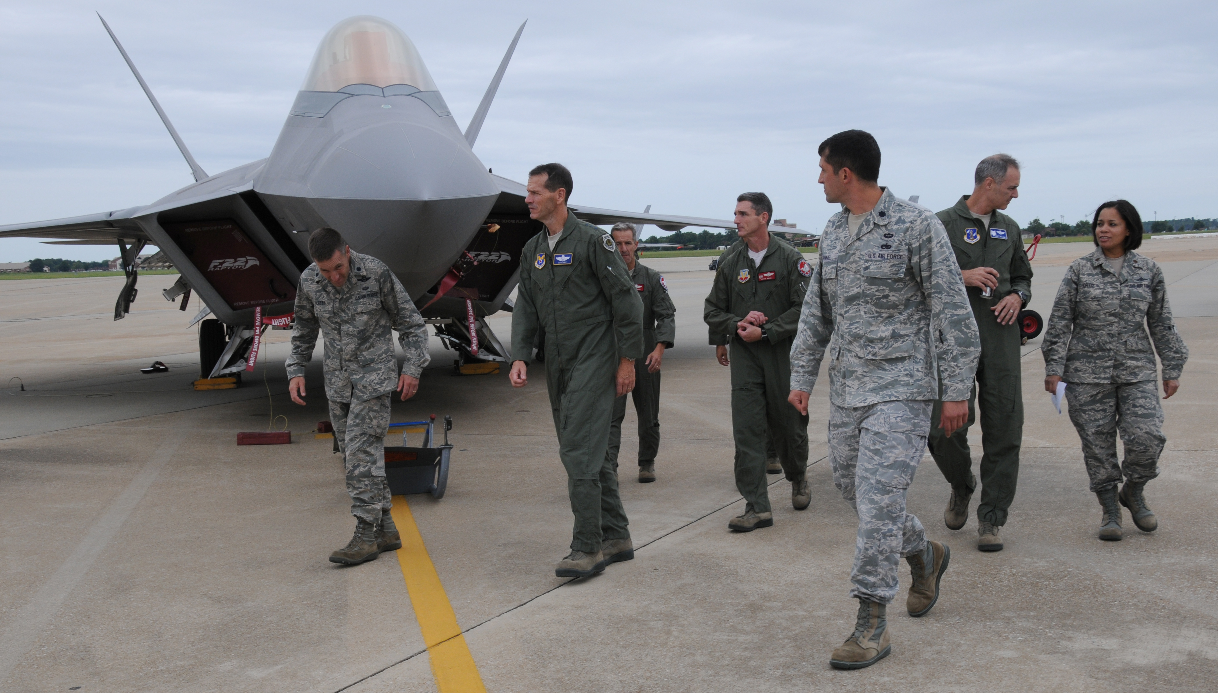 Director of the Air National Guard Visits 192d FW > Air National Guard ...