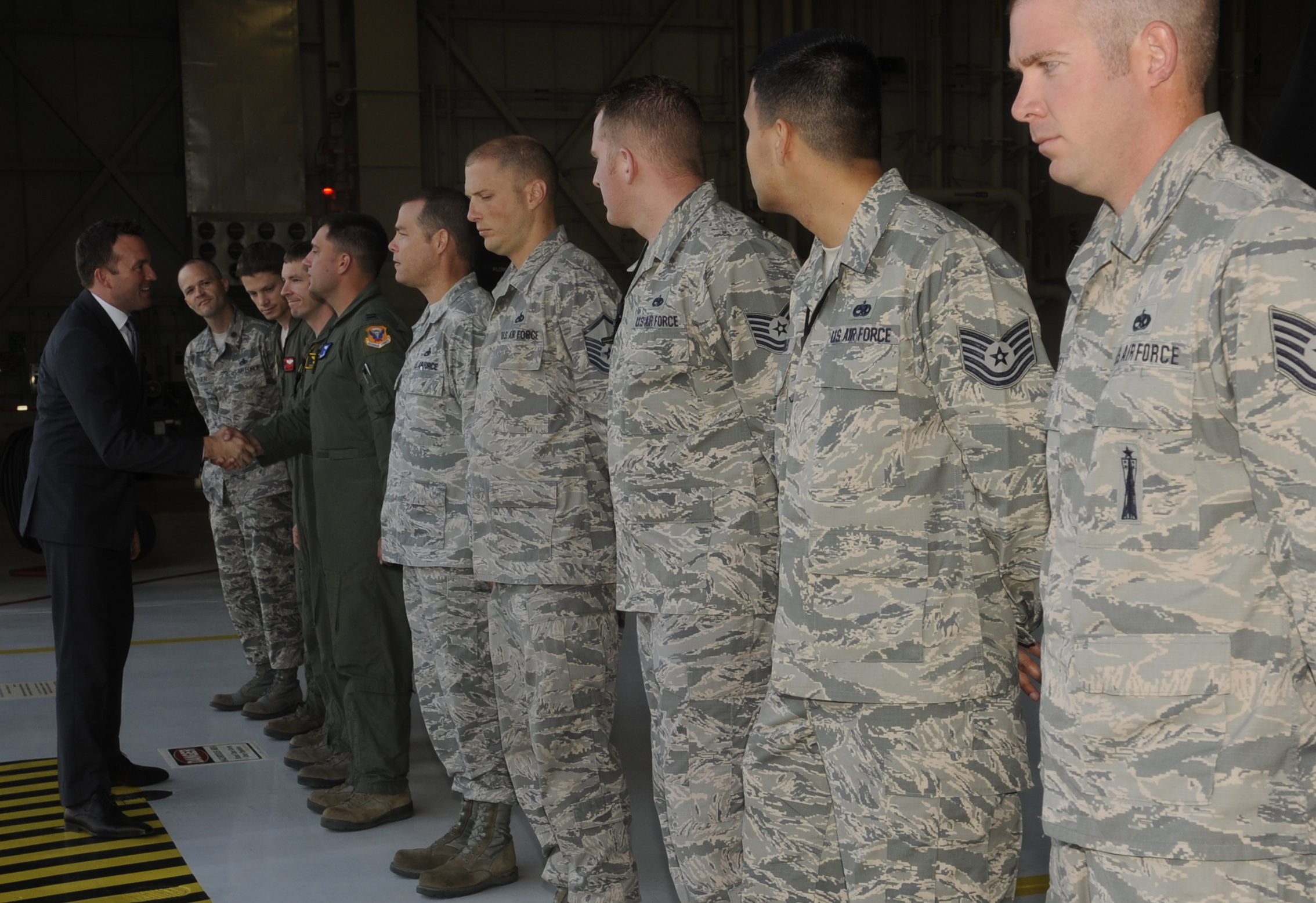 Acting SECAF visits Whiteman Warriors > Whiteman Air Force Base ...