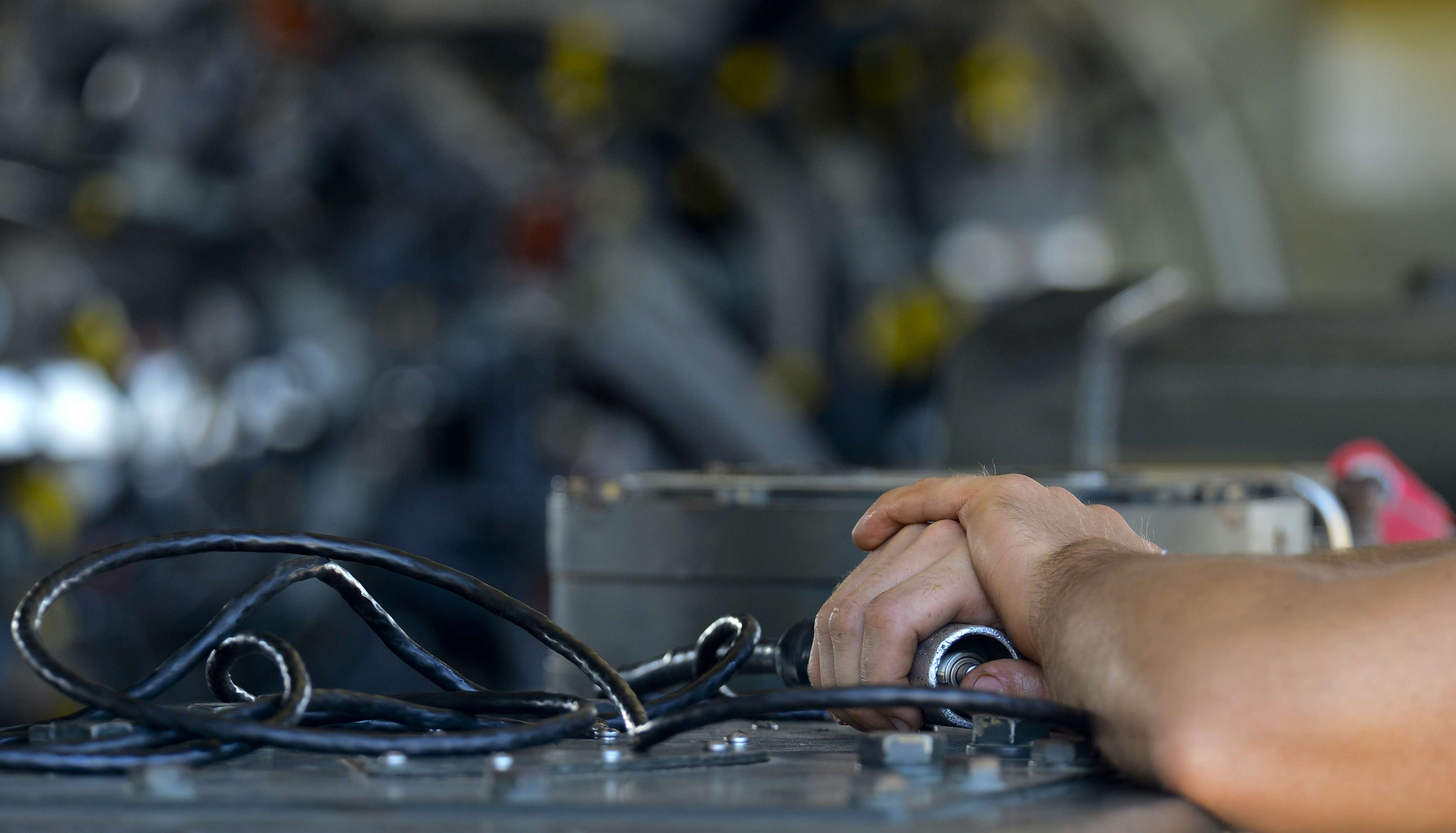 Innovative 2nd MXG Airmen load new ideas to B-52 > Barksdale Air Force ...