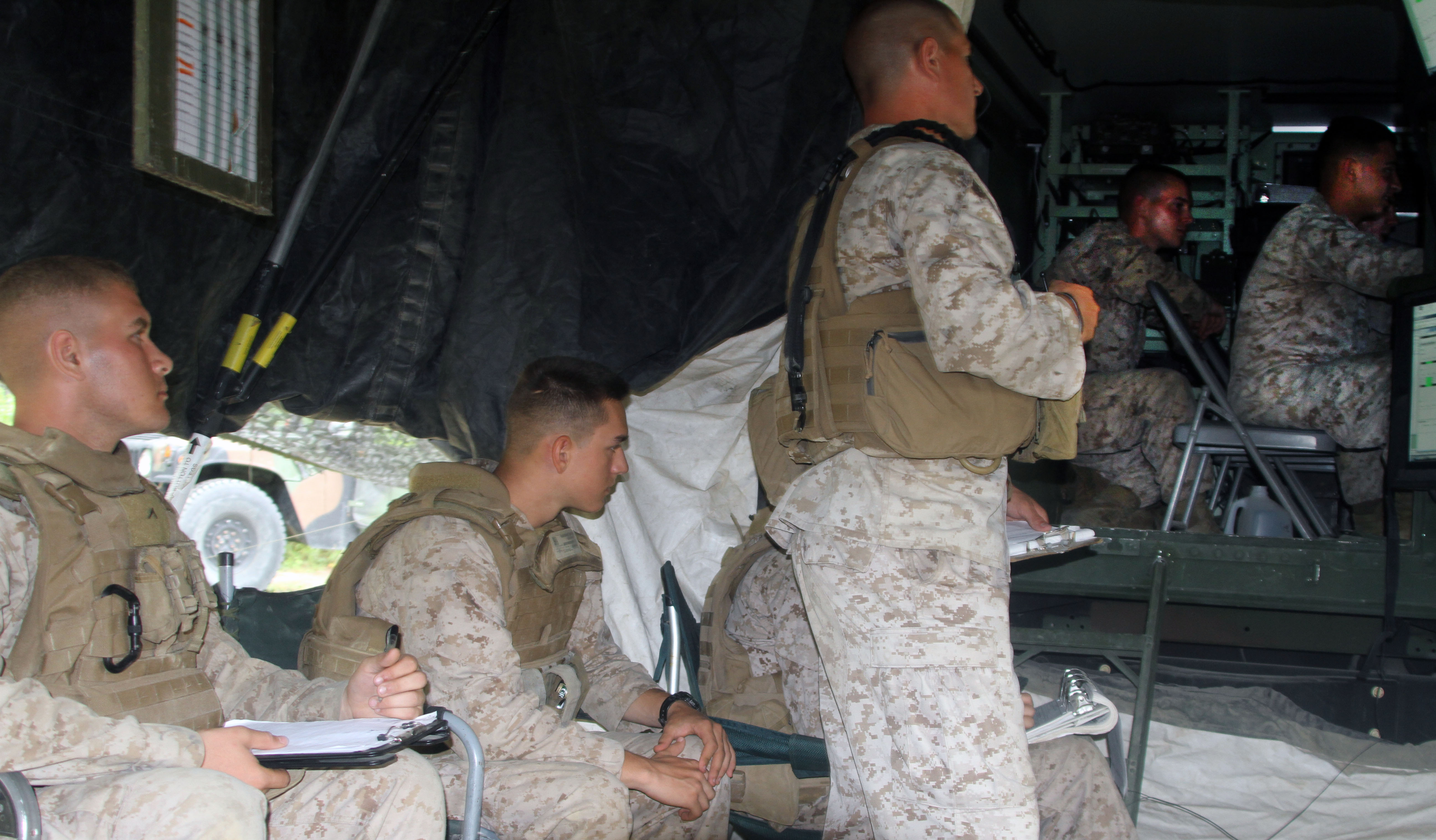 10th Marines, Anglico join forces for training