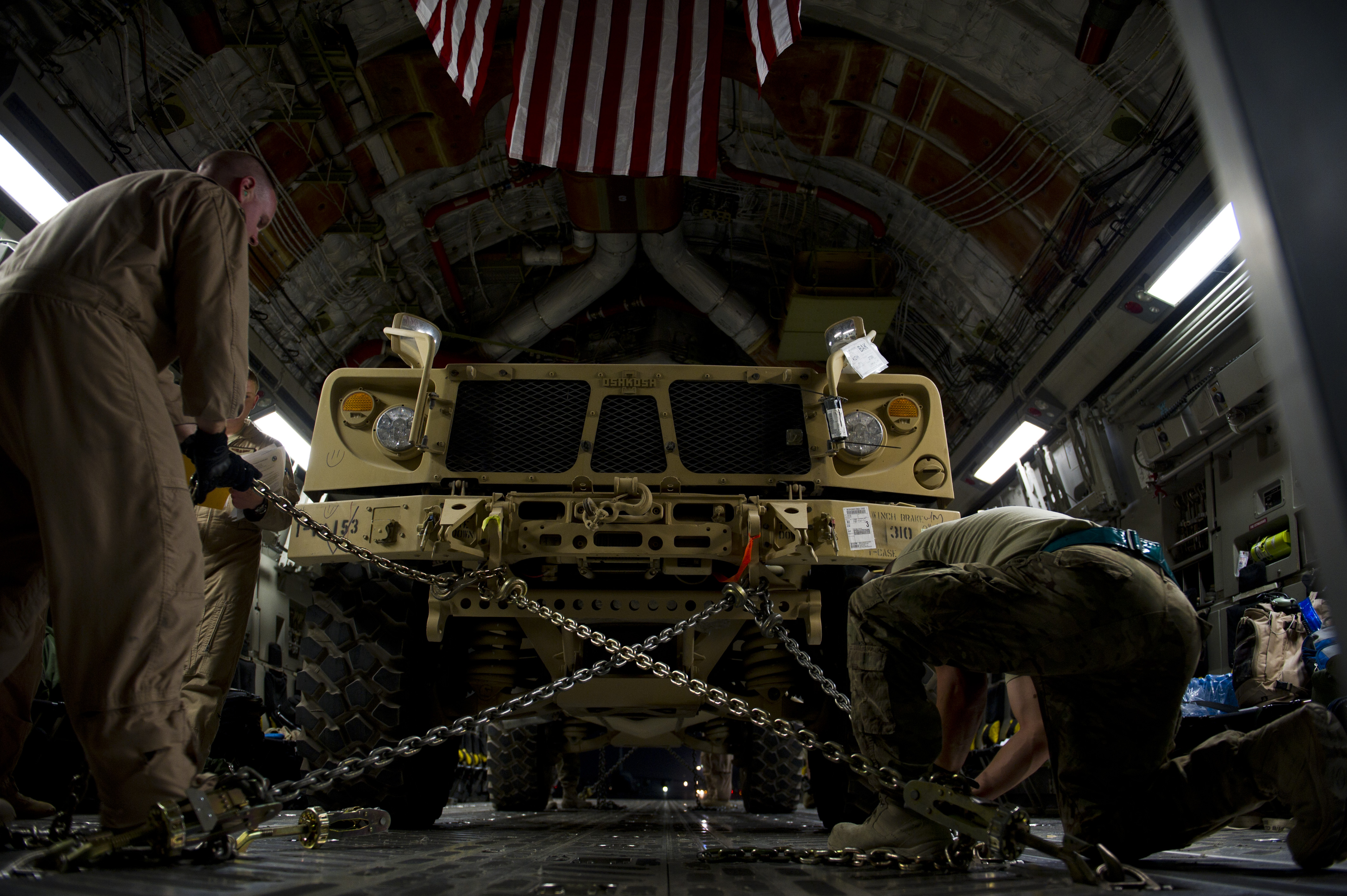 C 17 Pilot Reflects On Long Flying Career During Final Oef Flight U S