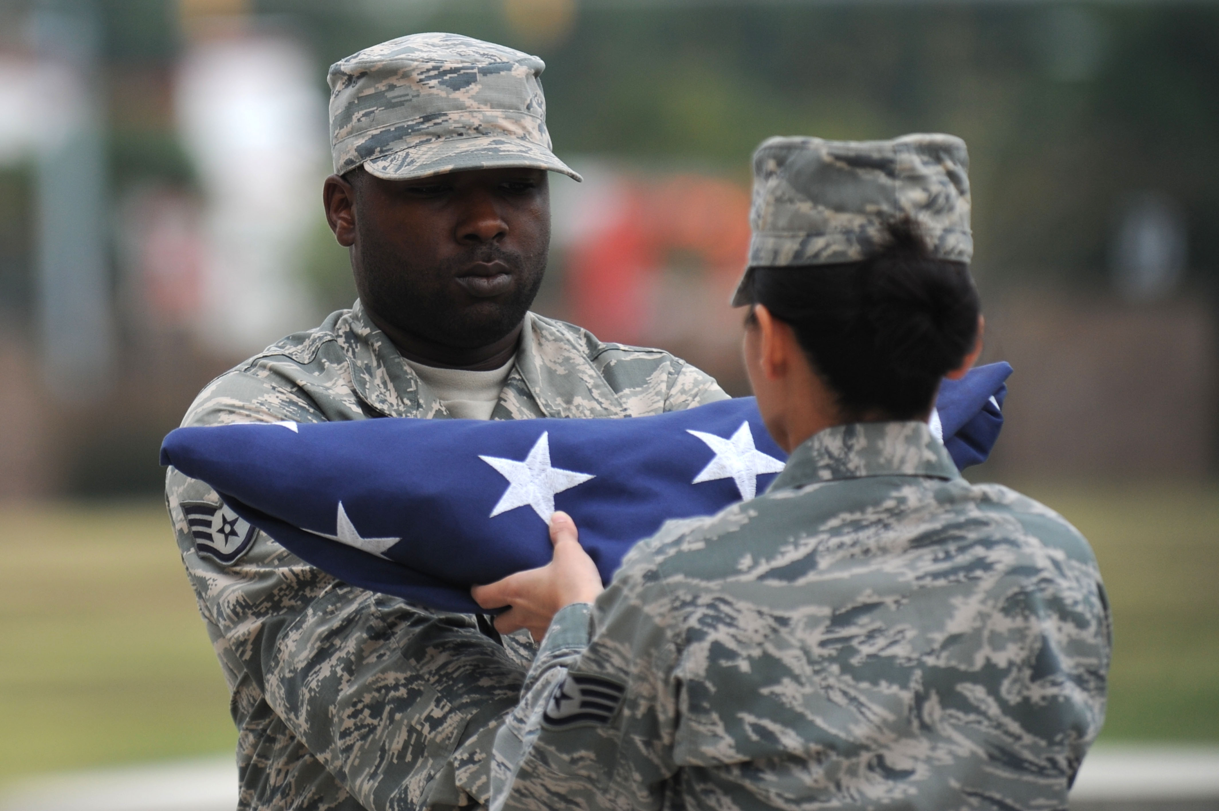 AFDW Airmen show respect to the flag > Air Force District of Washington ...