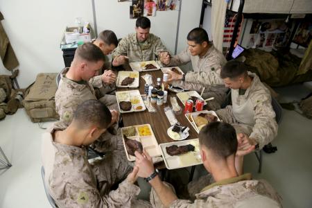 3/7 Marines bond during Thanksgiving > United States Marine Corps ...