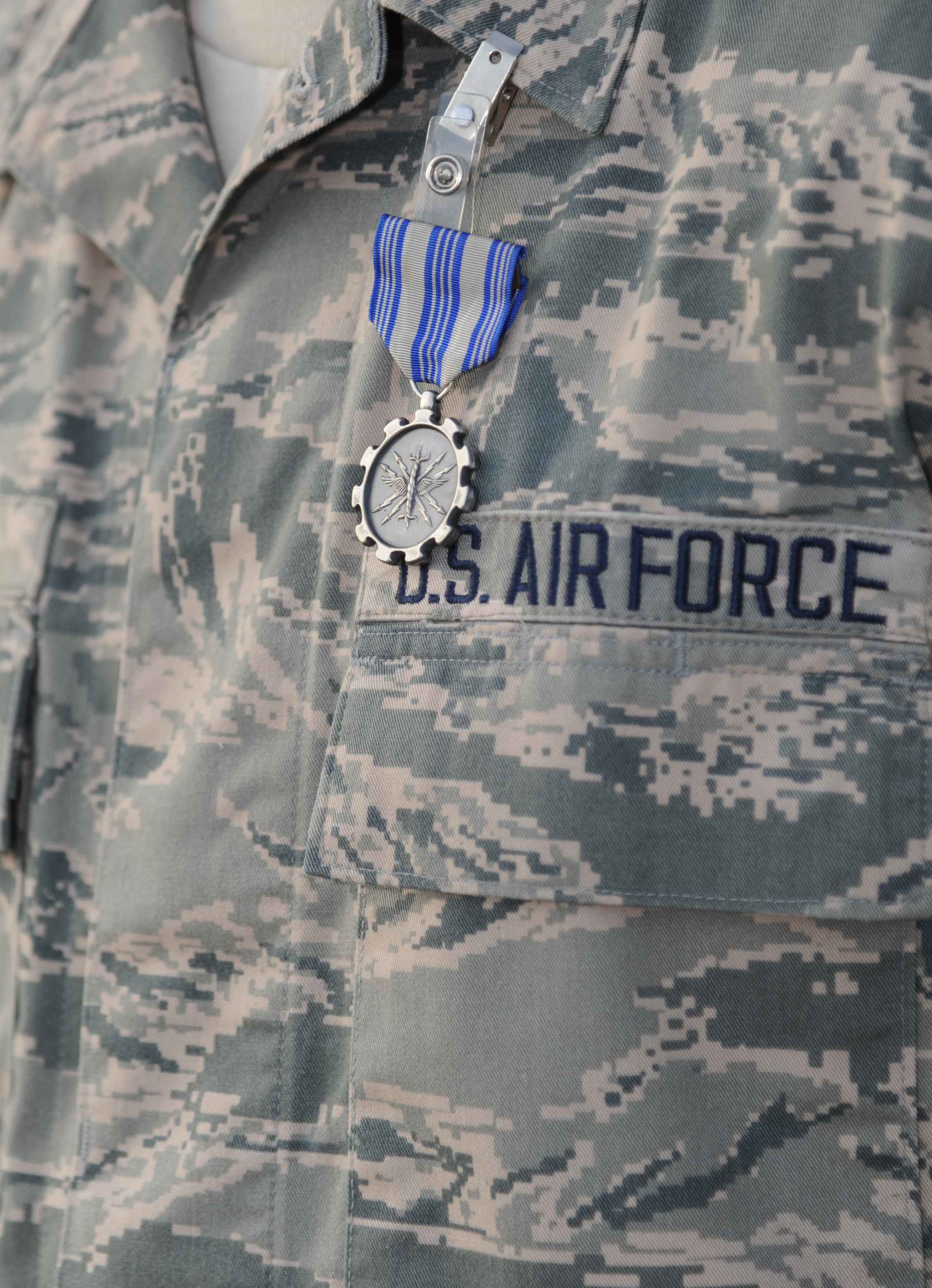 Airmen awarded achievement medals for heroic action > Keesler Air Force ...