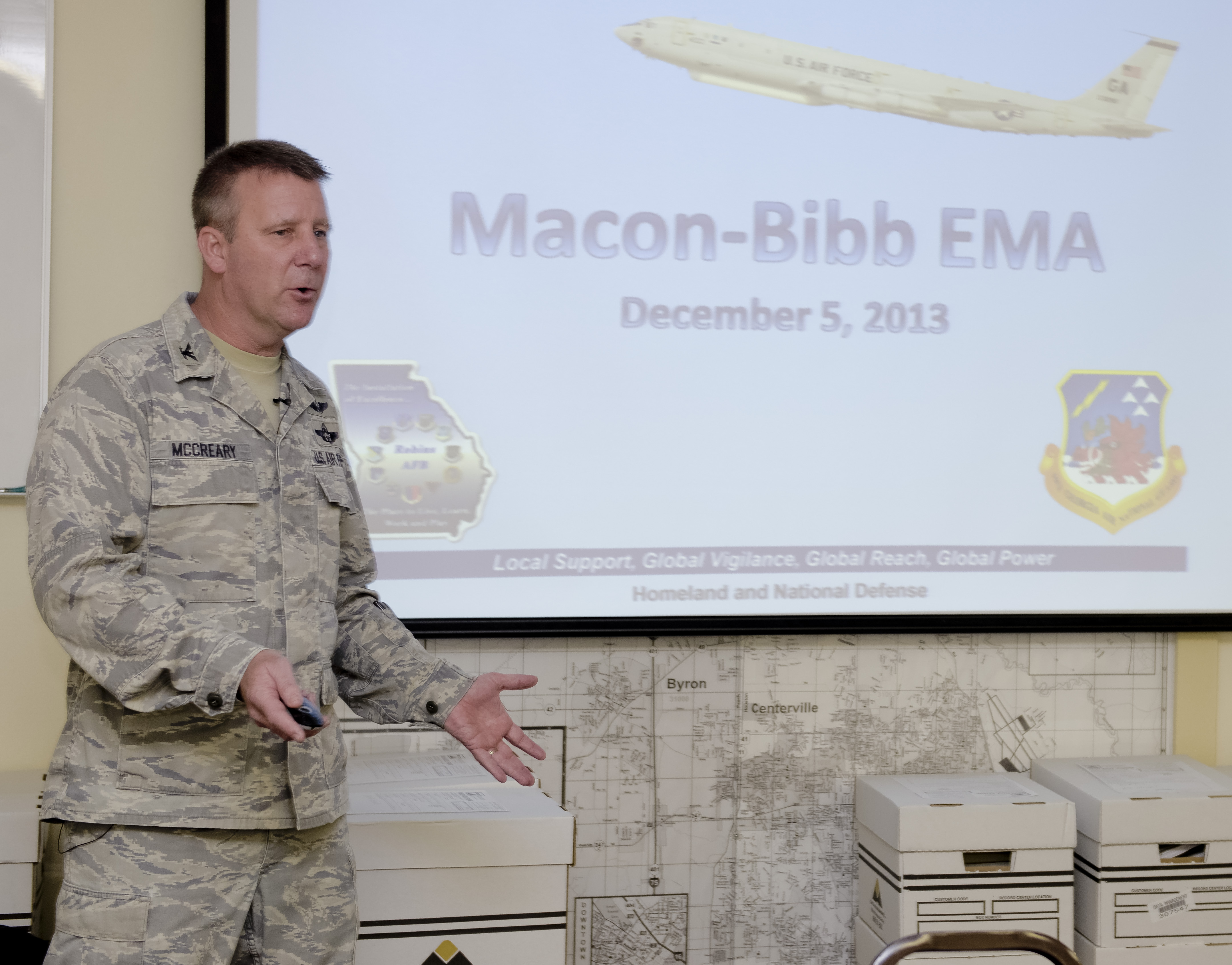 Col.McCreary speaks at Macon-Bibb County EMA during podium week
