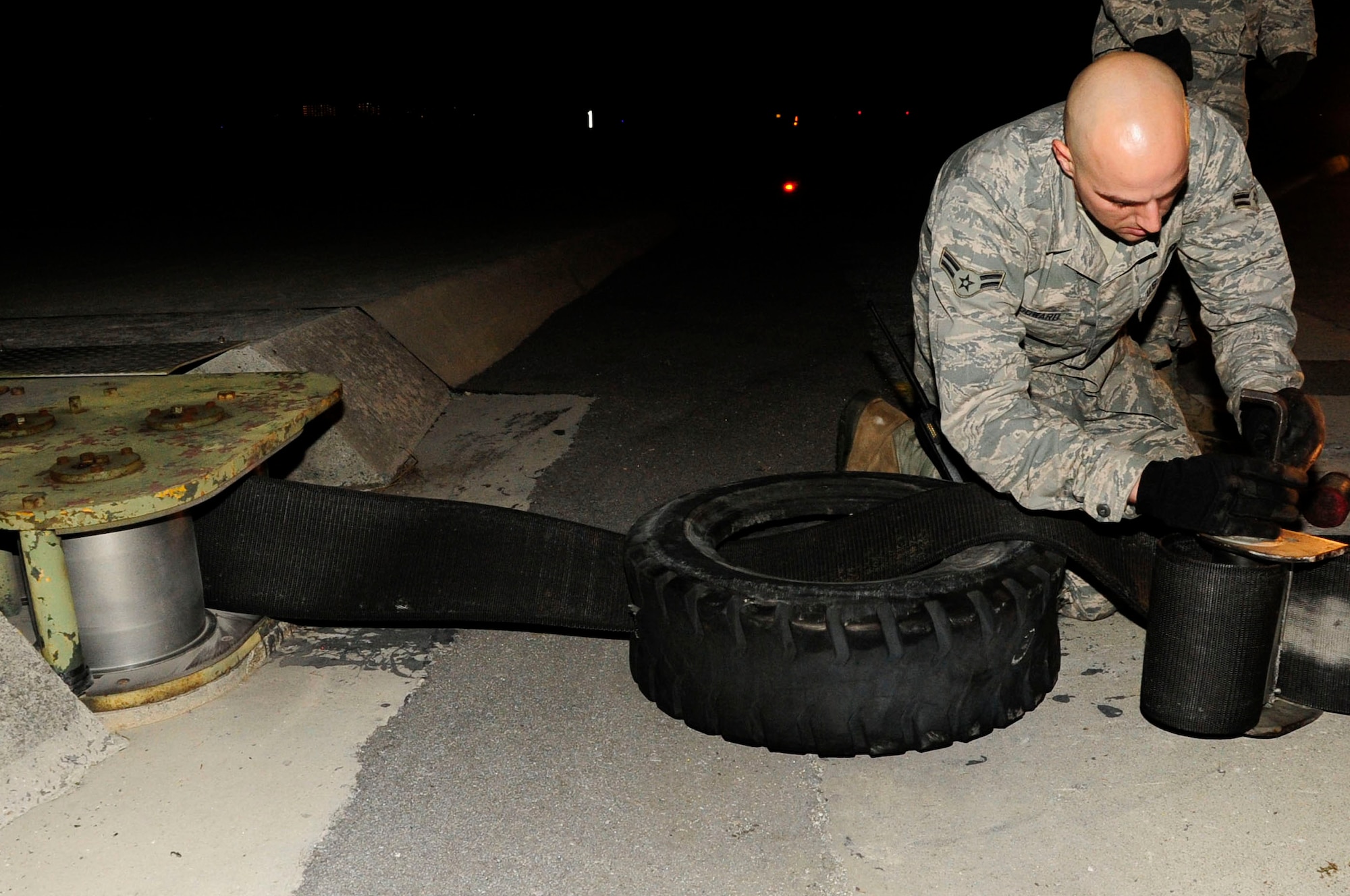 Barrier maintenance changes aircraft tape > Pacific Air Forces ...