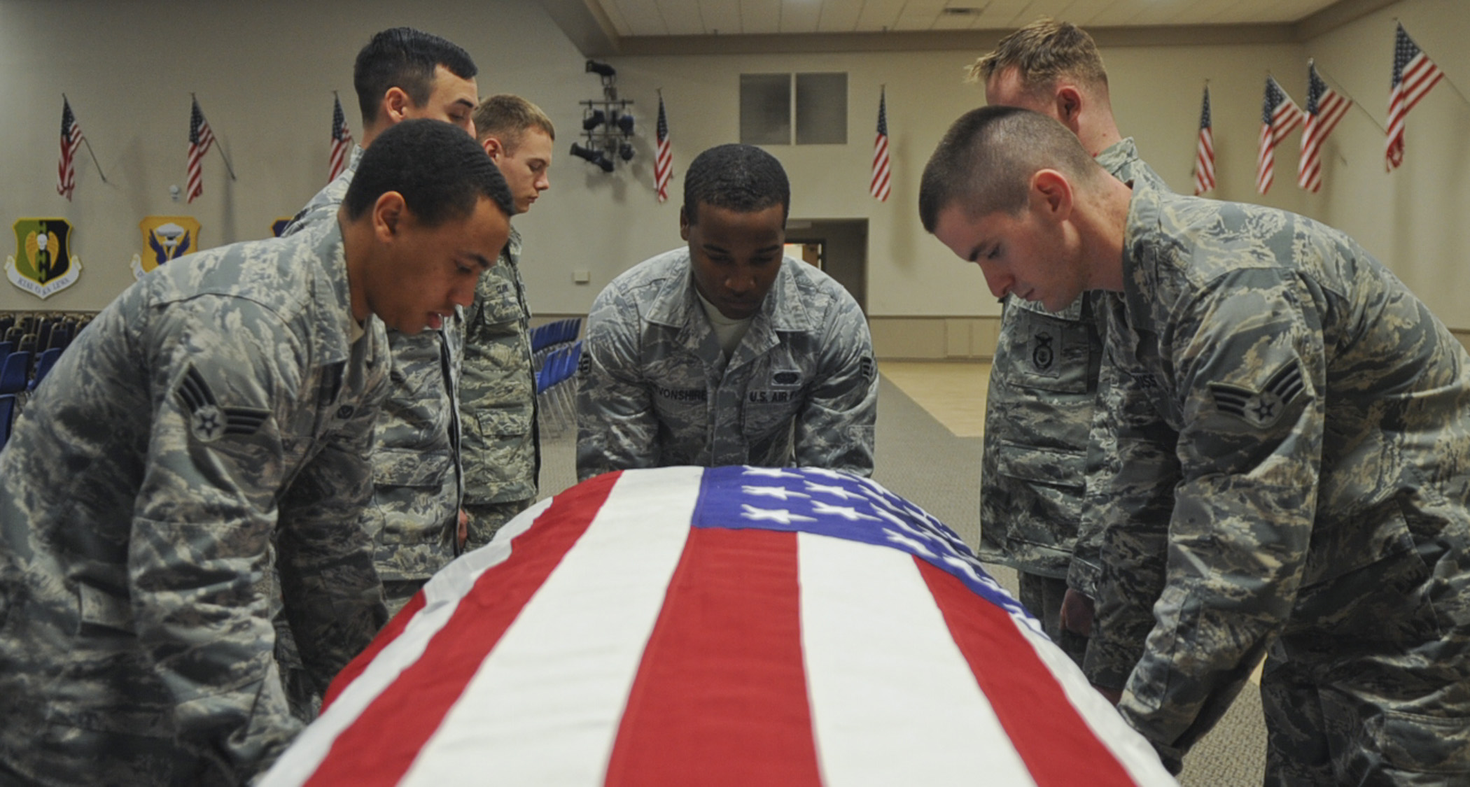 Barksdale Honor Guard practices for excellence > Barksdale Air Force ...