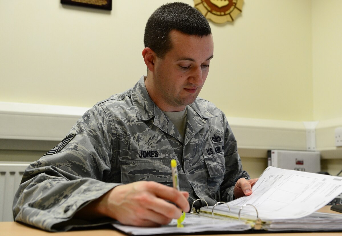 Resource Advisor displays ‘Service Before Self’ > Royal Air Force ...