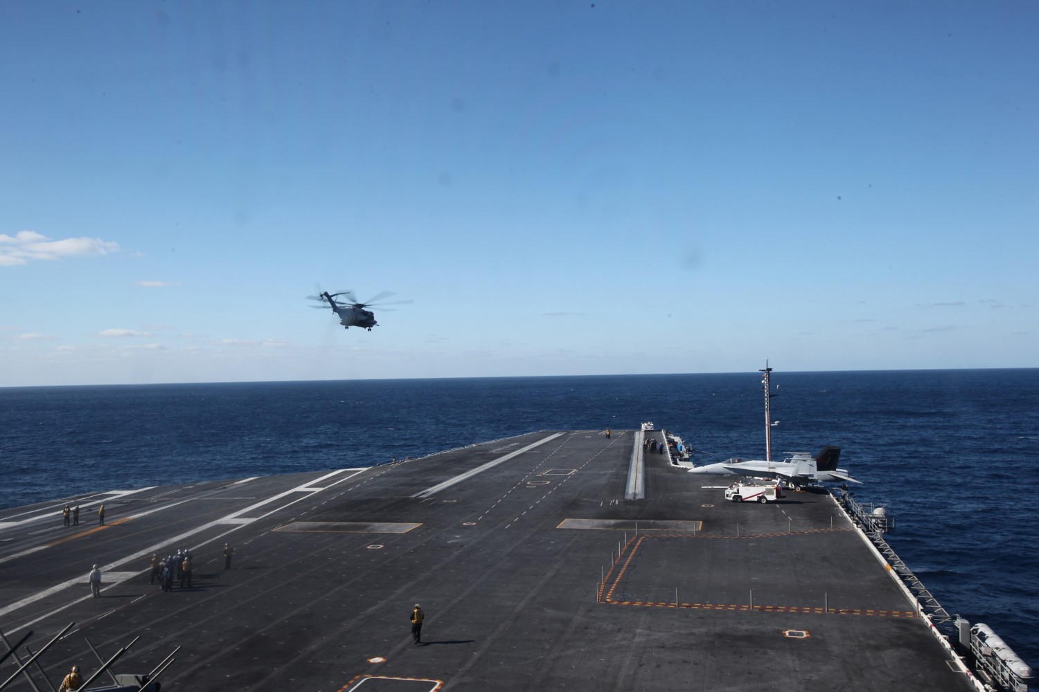 Marines conduct rotary wing operations aboard USS Ronald Reagan