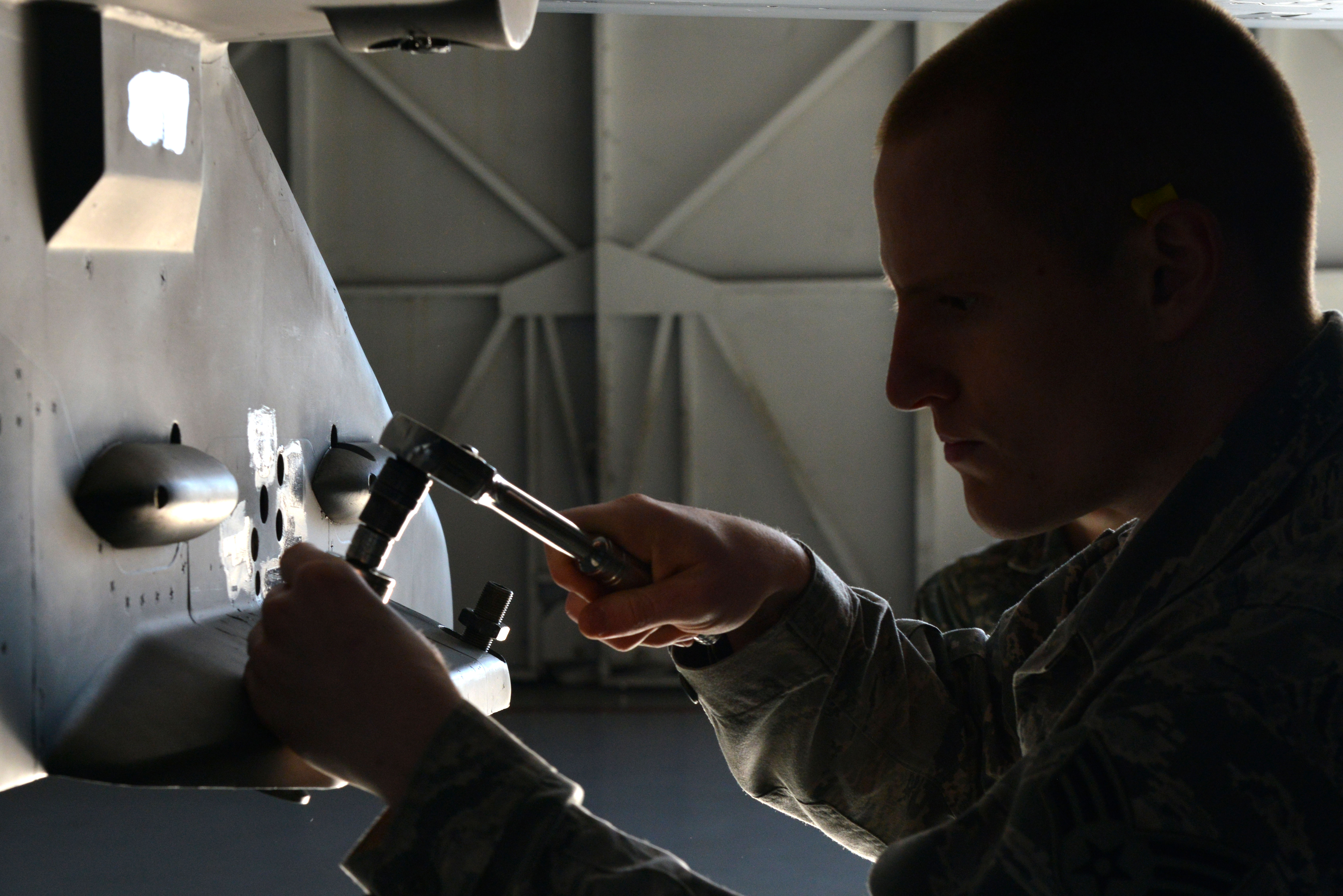 Crews compete for load crew of the quarter title > Shaw Air Force Base ...