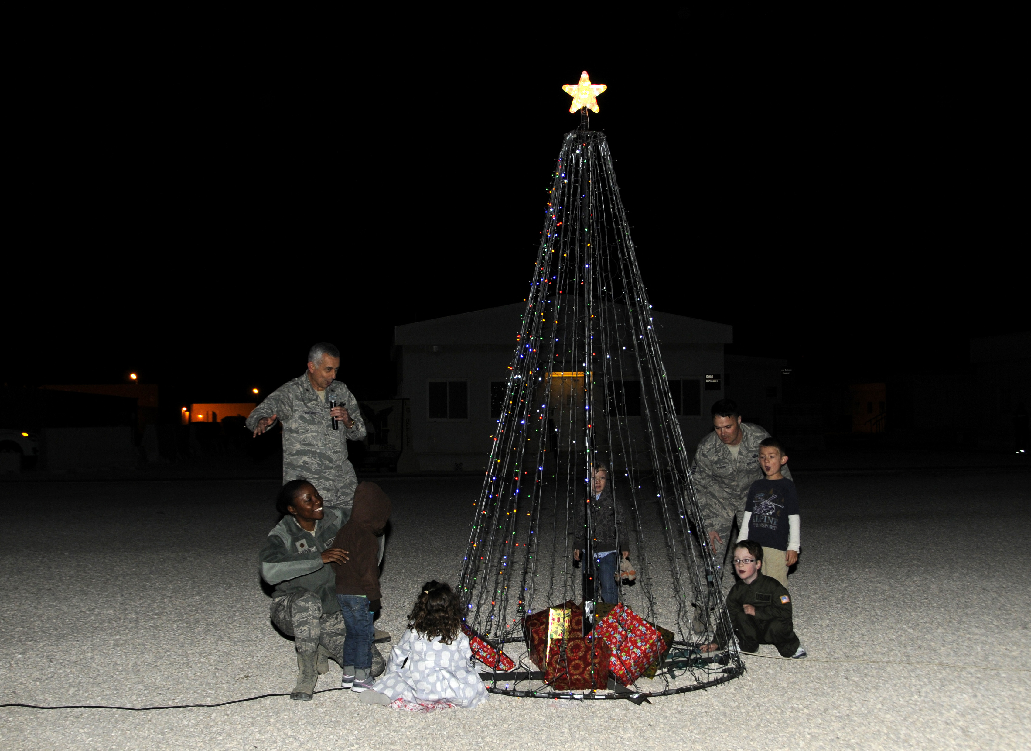 Christmas tree lighting