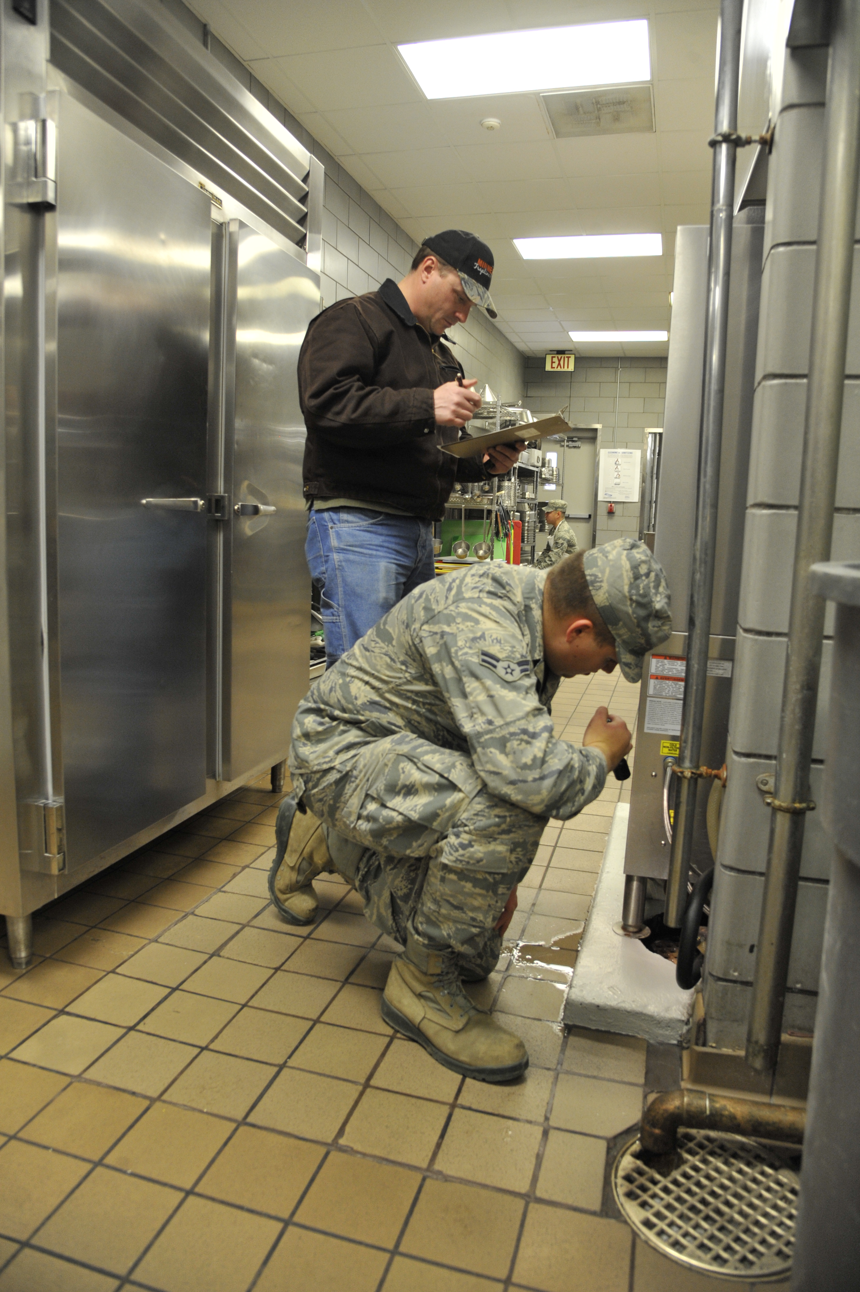 Pest control management prevents wildlife interference > Whiteman Air ...