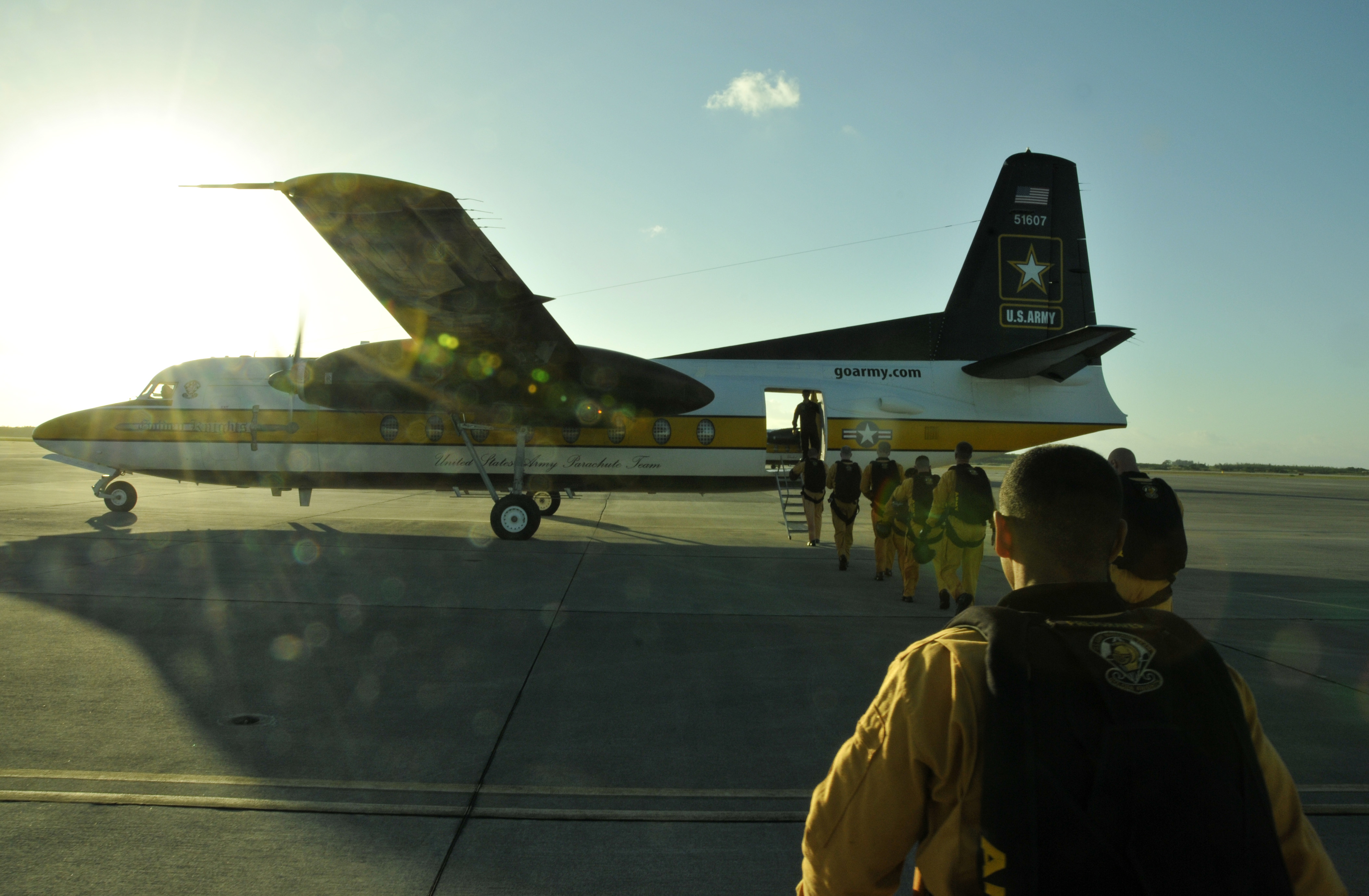 Army Golden Knights return to Homestead > Homestead Air Reserve Base ...