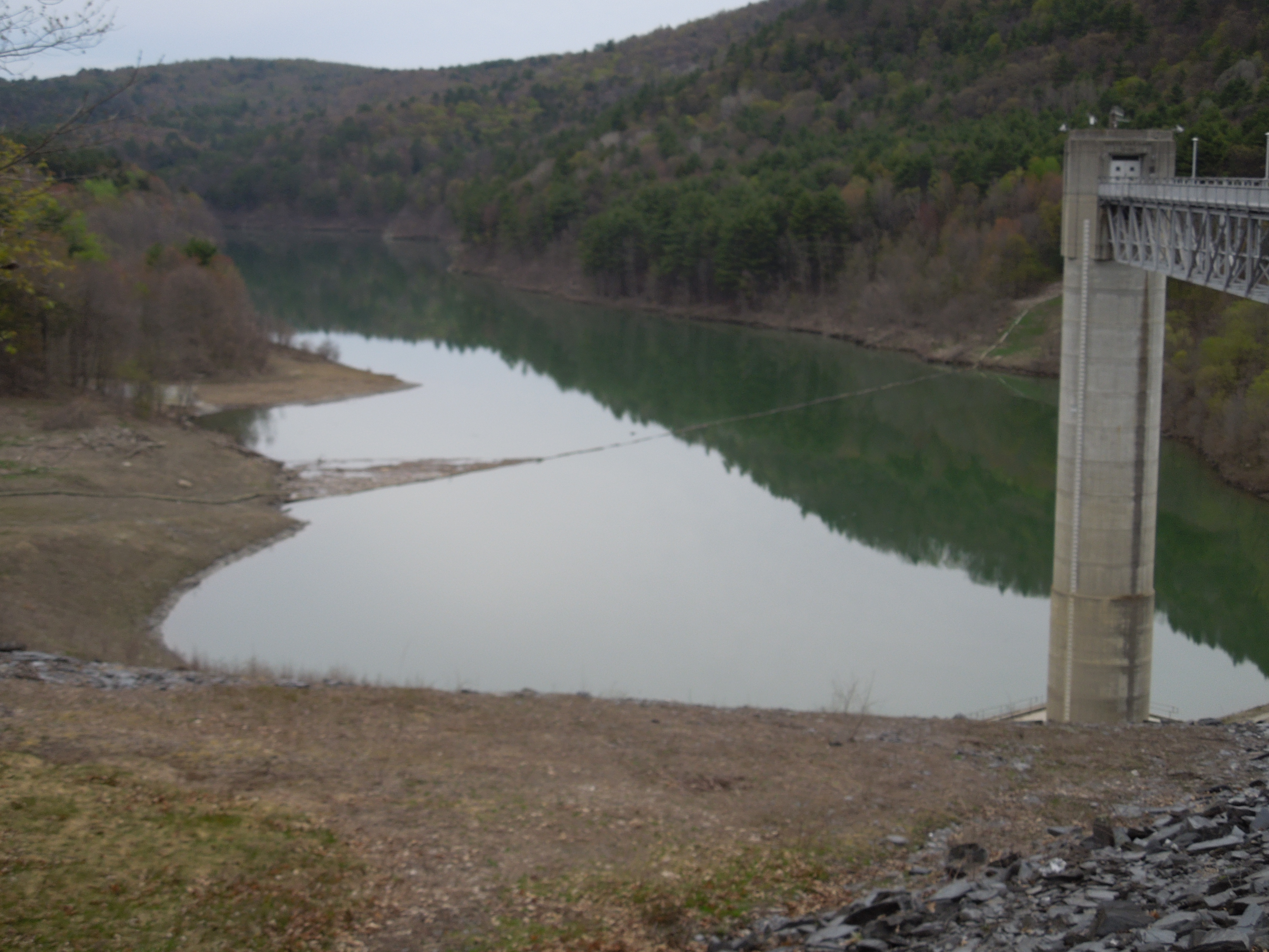 North Hartland Lake dam gatehouse