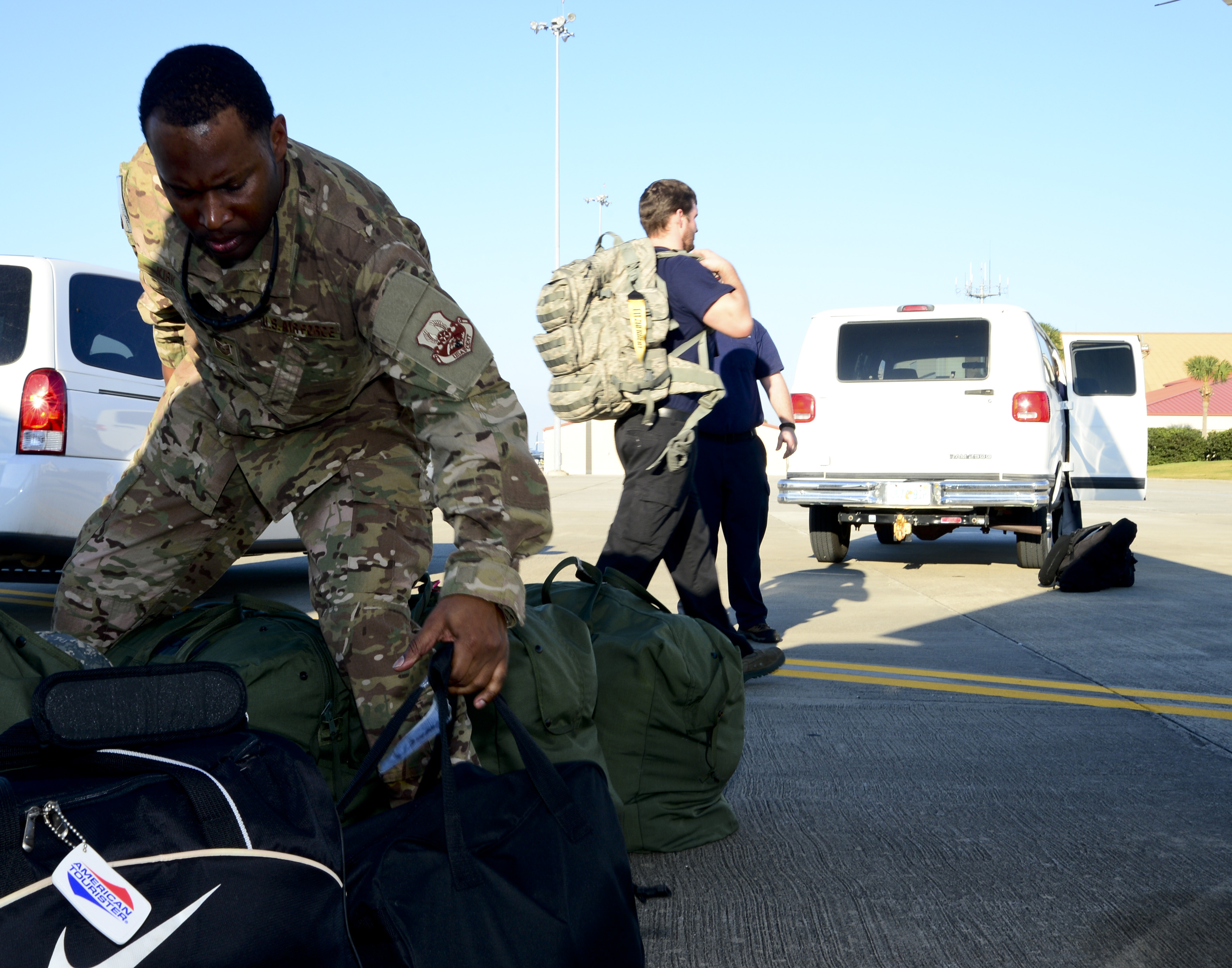 Historic deployment for 310th AS > Air Mobility Command > Article Display
