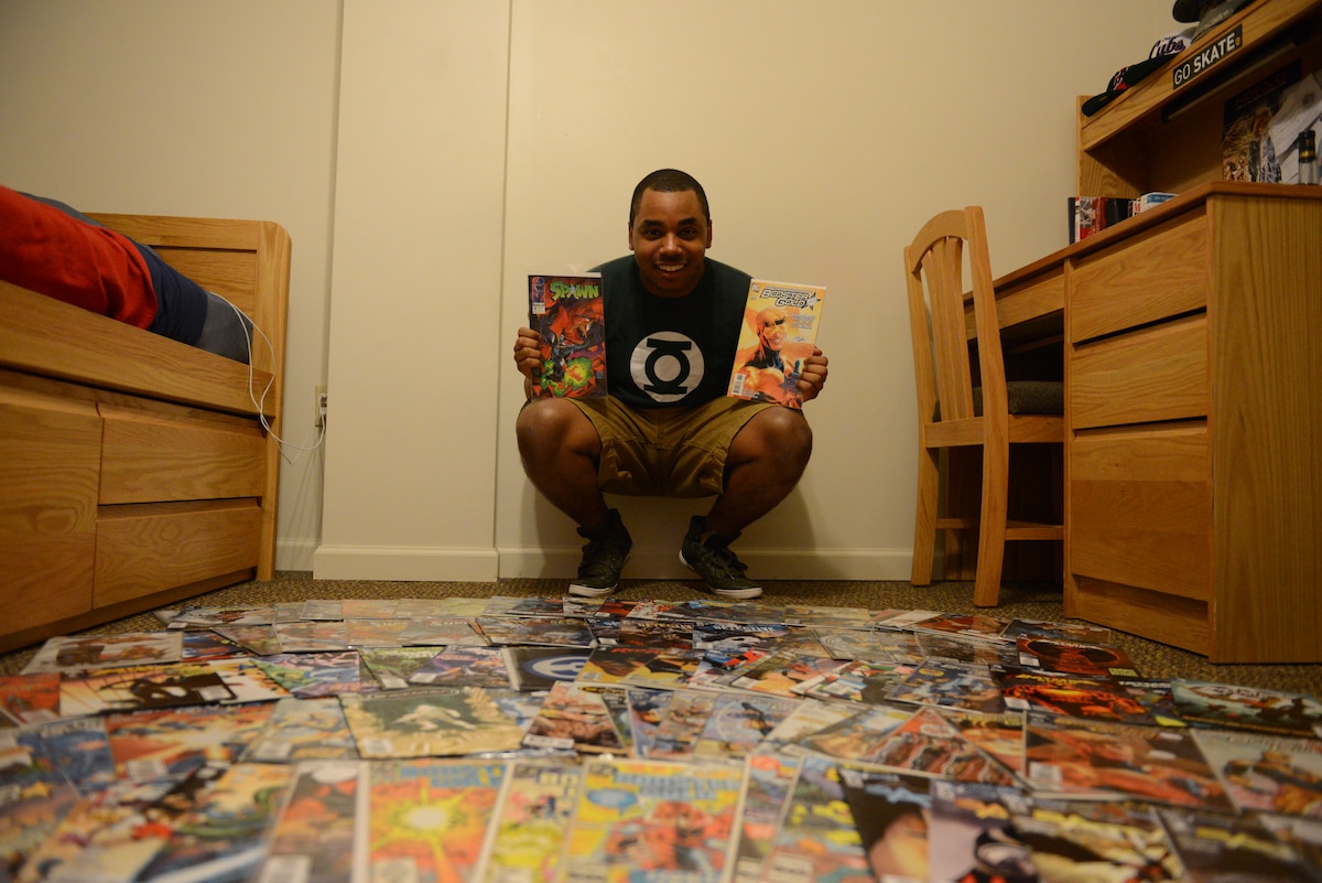Through Airmen's Eyes: Airman amasses huge comic book collection > Air ...