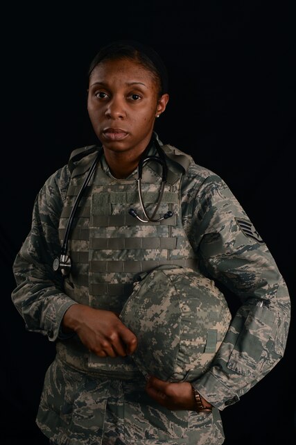 Medic awarded Purple Heart for deployed actions > United States Marine ...