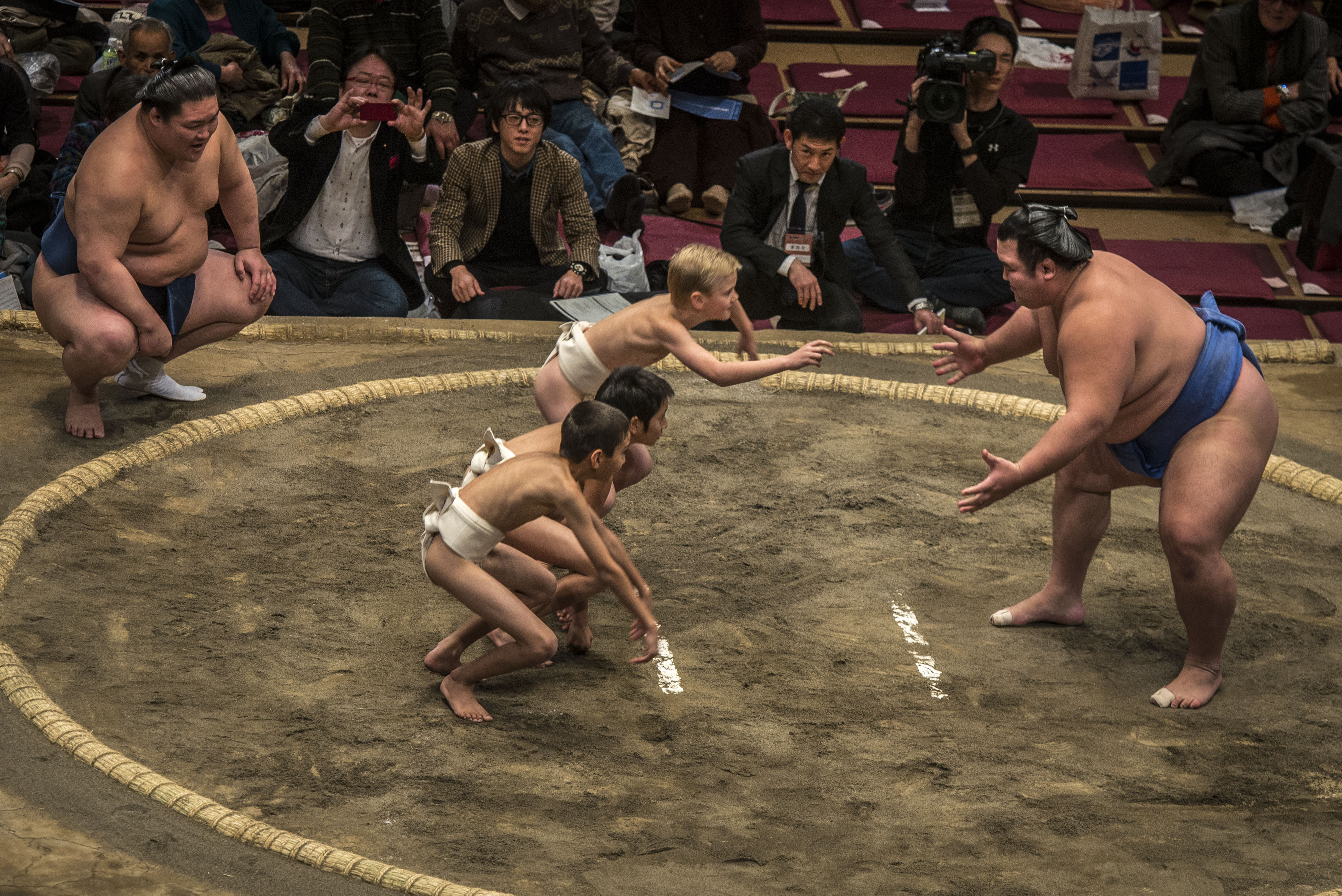 Experience Japan: Sumo > Yokota Air Base > Article Display