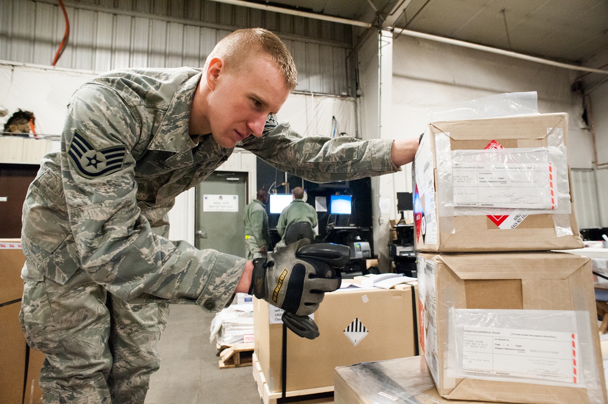 305th APS ‘moves the goods’ > Joint Base McGuire-Dix-Lakehurst ...