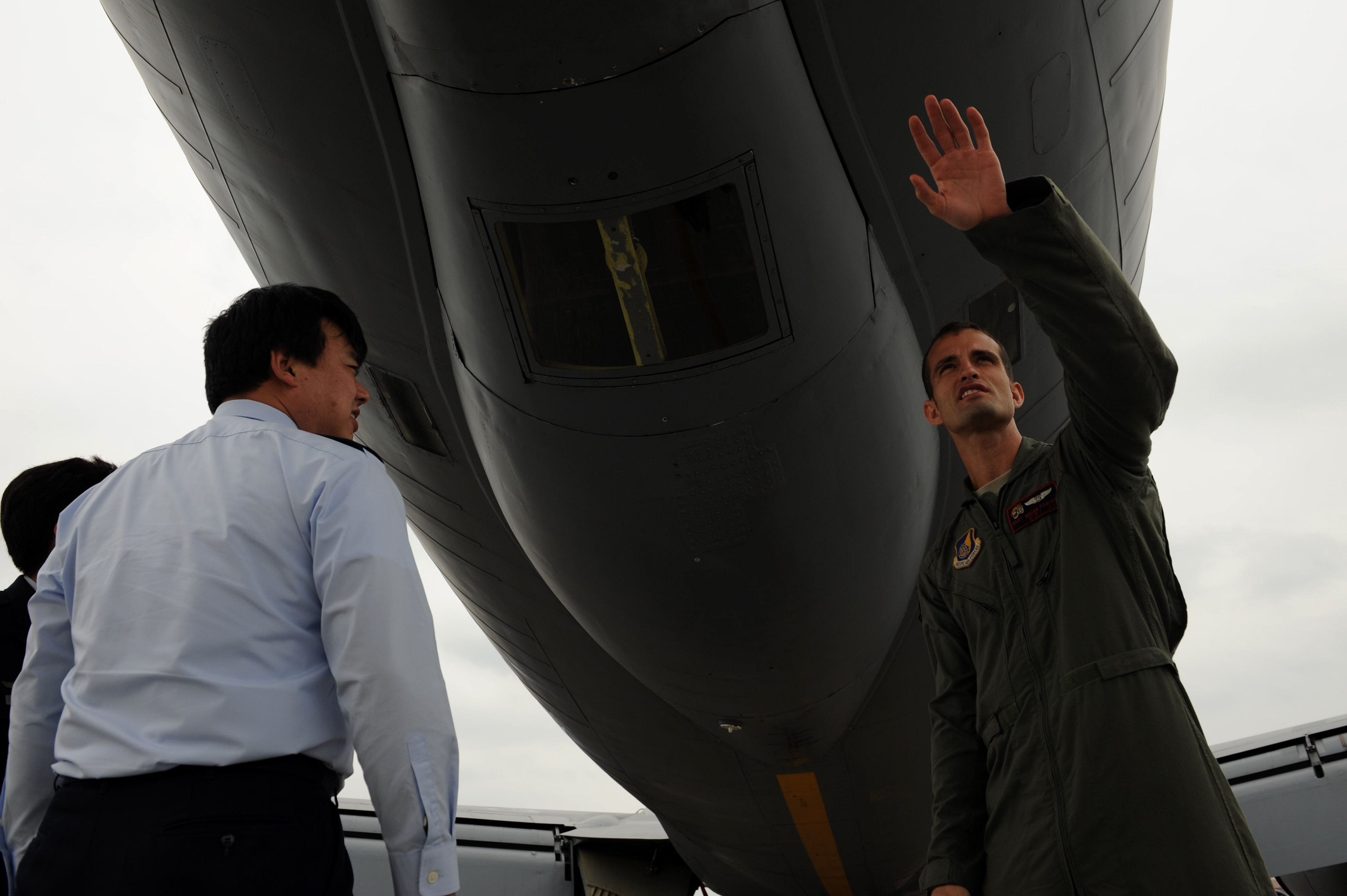 JASDF visits 909th ARS, 33rd RS, 961st AACS > Kadena Air Base > Article ...