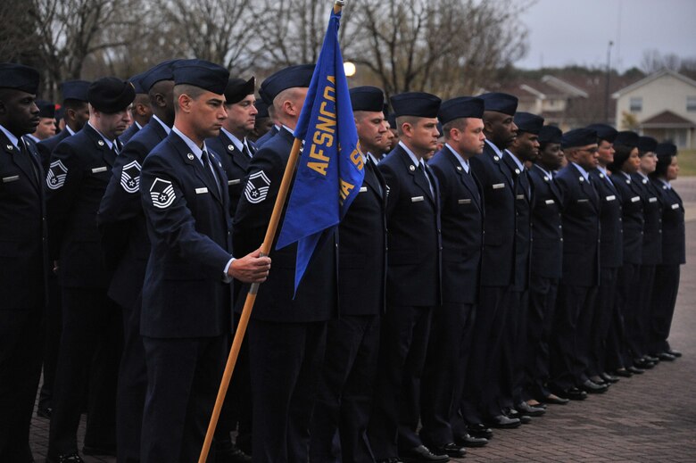 CMSAF challenges graduates, recognizes AFSNCOA anniversary > Air ...