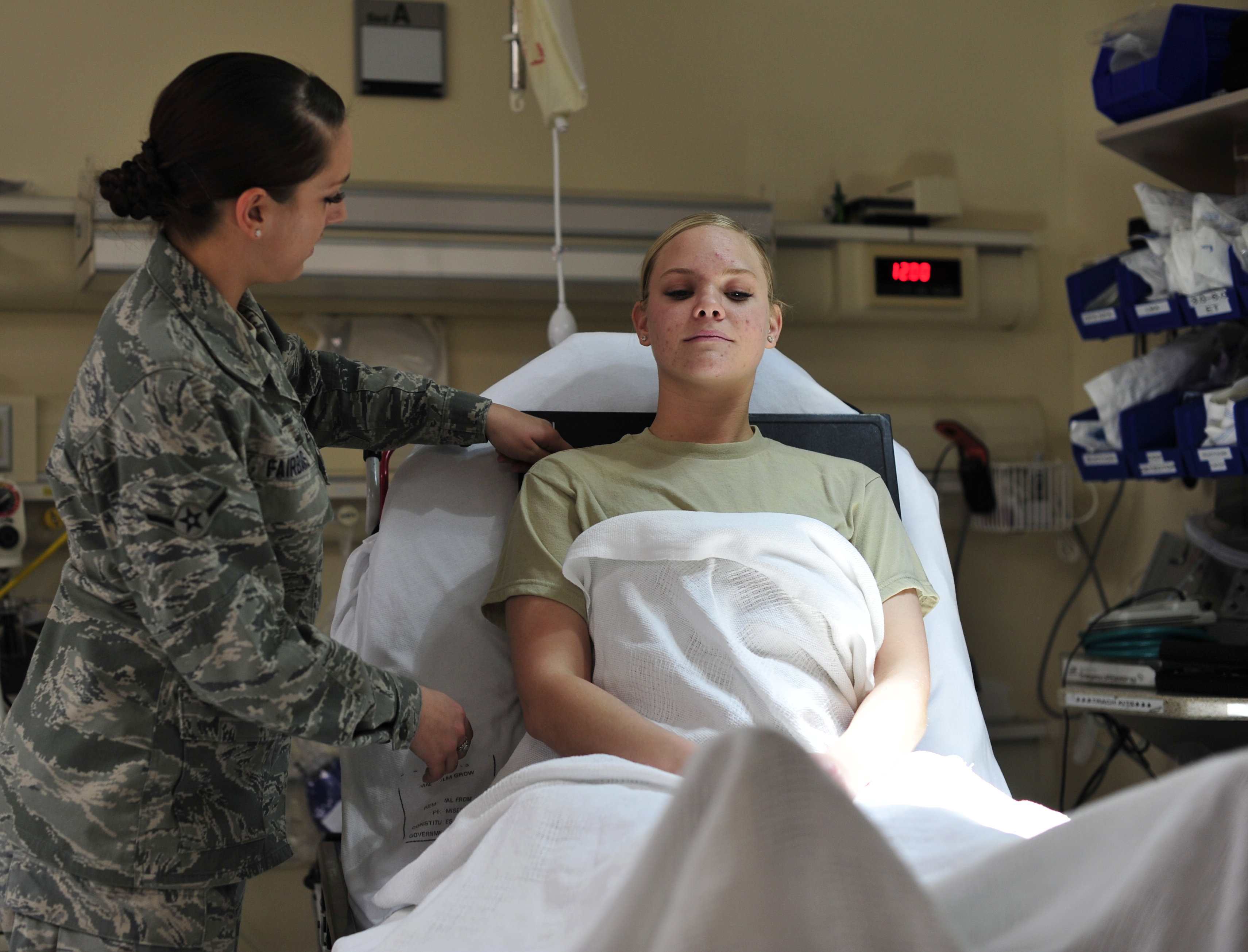 79th MDW students get an inside look > Joint Base Andrews > Article Display