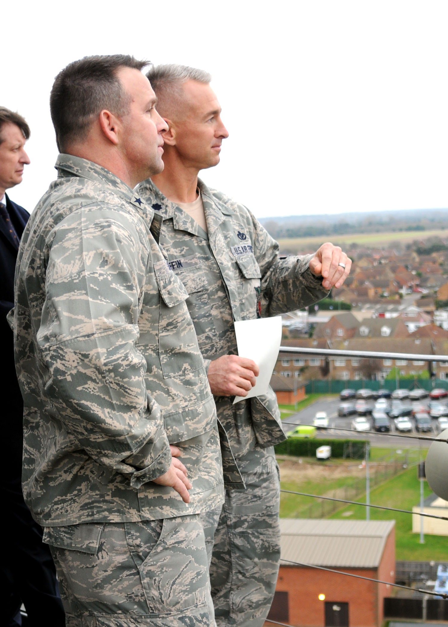 Brig. Gen. Sharpy visits UK bases > U.S. Air Forces in Europe - Air ...